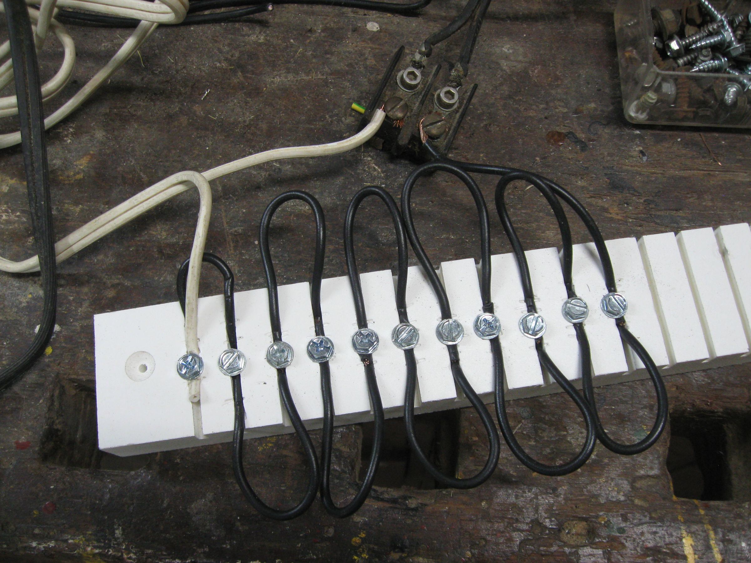 Insulation Displacement Screw Terminals : 4 Steps (with Pictures ...