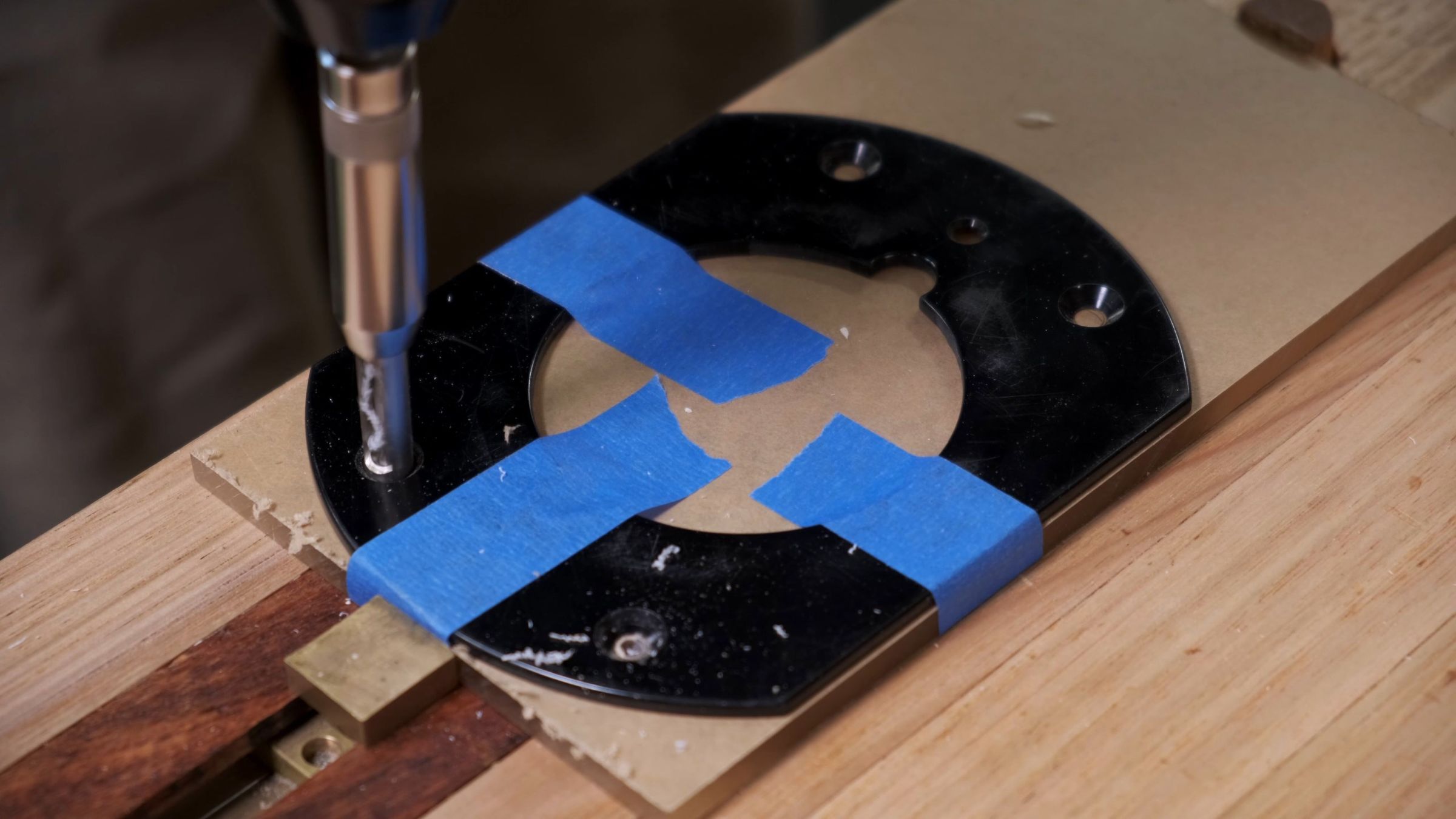 Router Sub-base (and Edge Guide) : 11 Steps (with Pictures) - Instructables