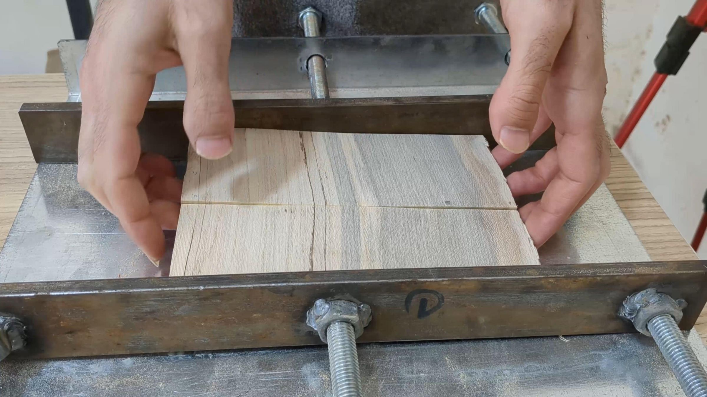 How to Make Key Holder : 4 Steps (with Pictures) - Instructables