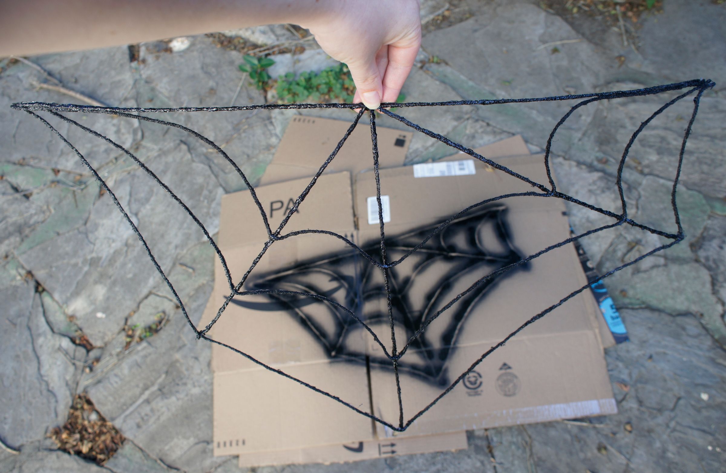 Spinning Spider Webs : 12 Steps (with Pictures) - Instructables