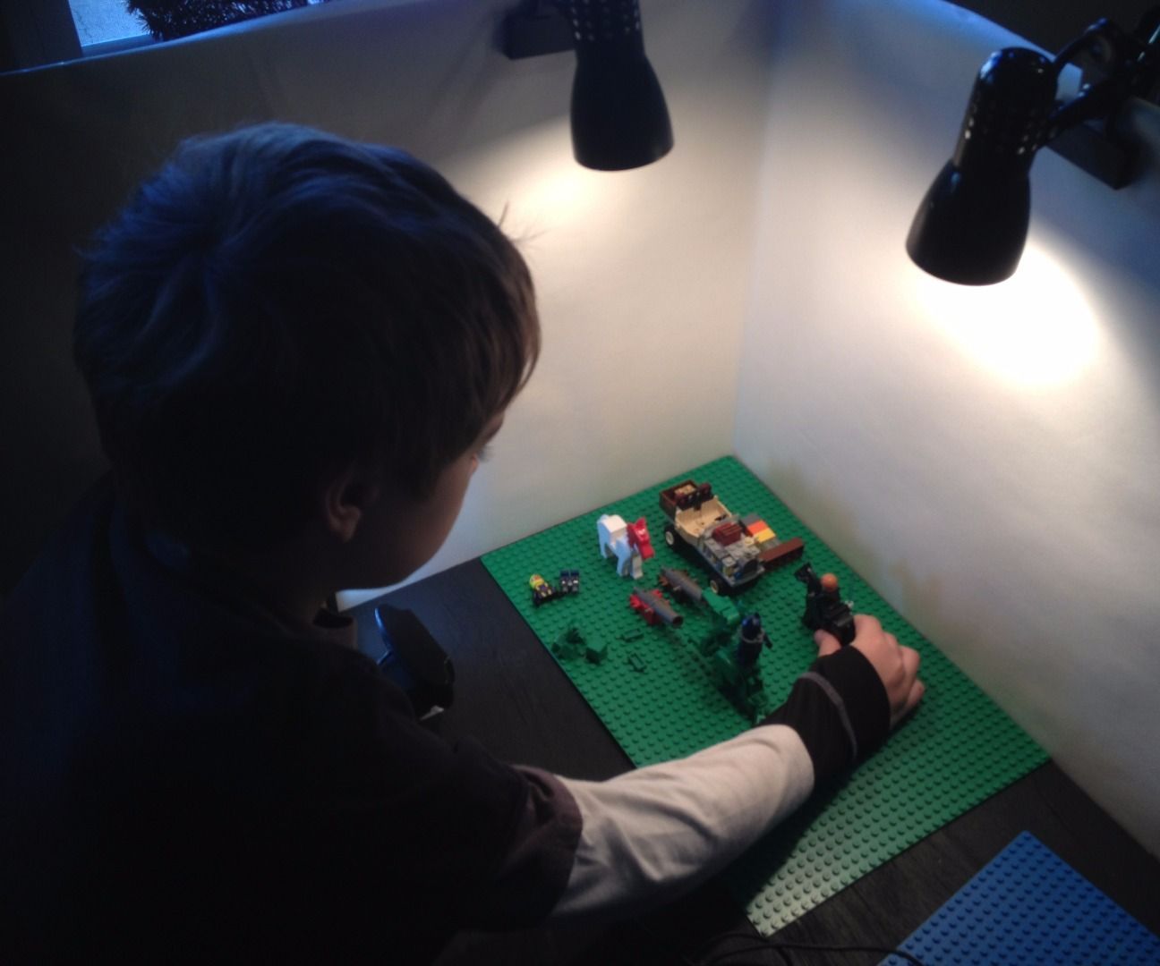 LEGO Stop Motion Stage : 5 Steps - Instructables