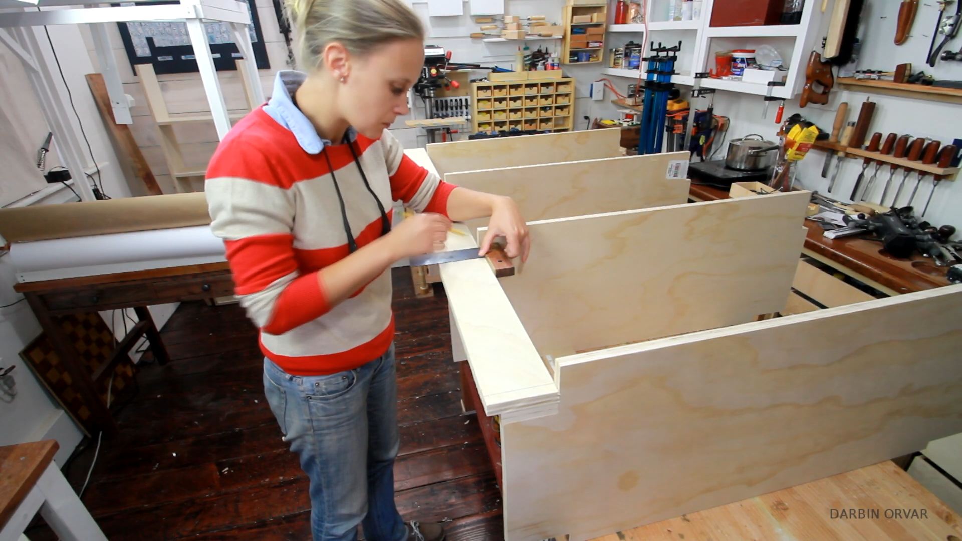 How to Make Built-In Bookcases : 8 Steps (with Pictures) - Instructables