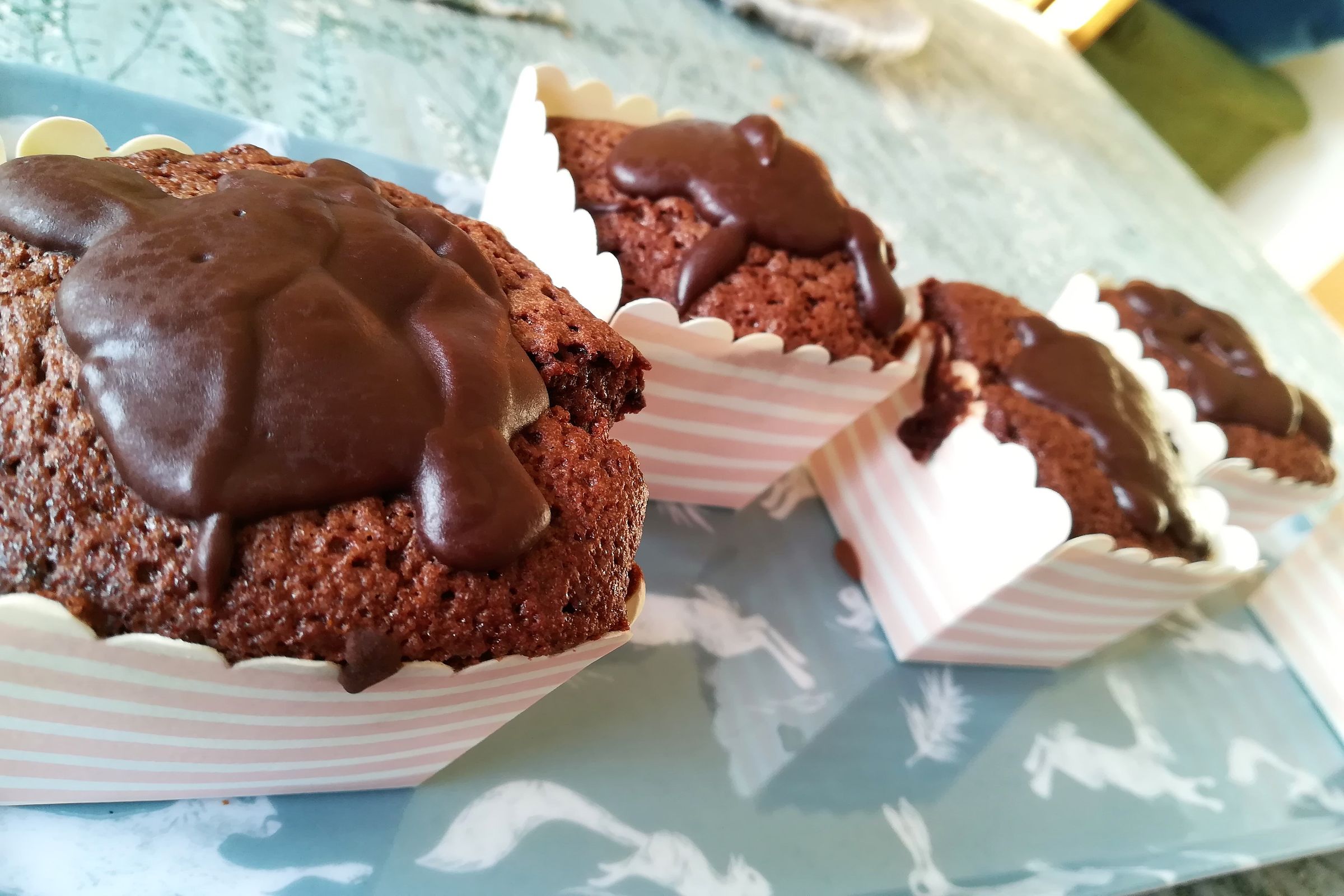 Easy Sacher Mini Cake : 6 Steps - Instructables