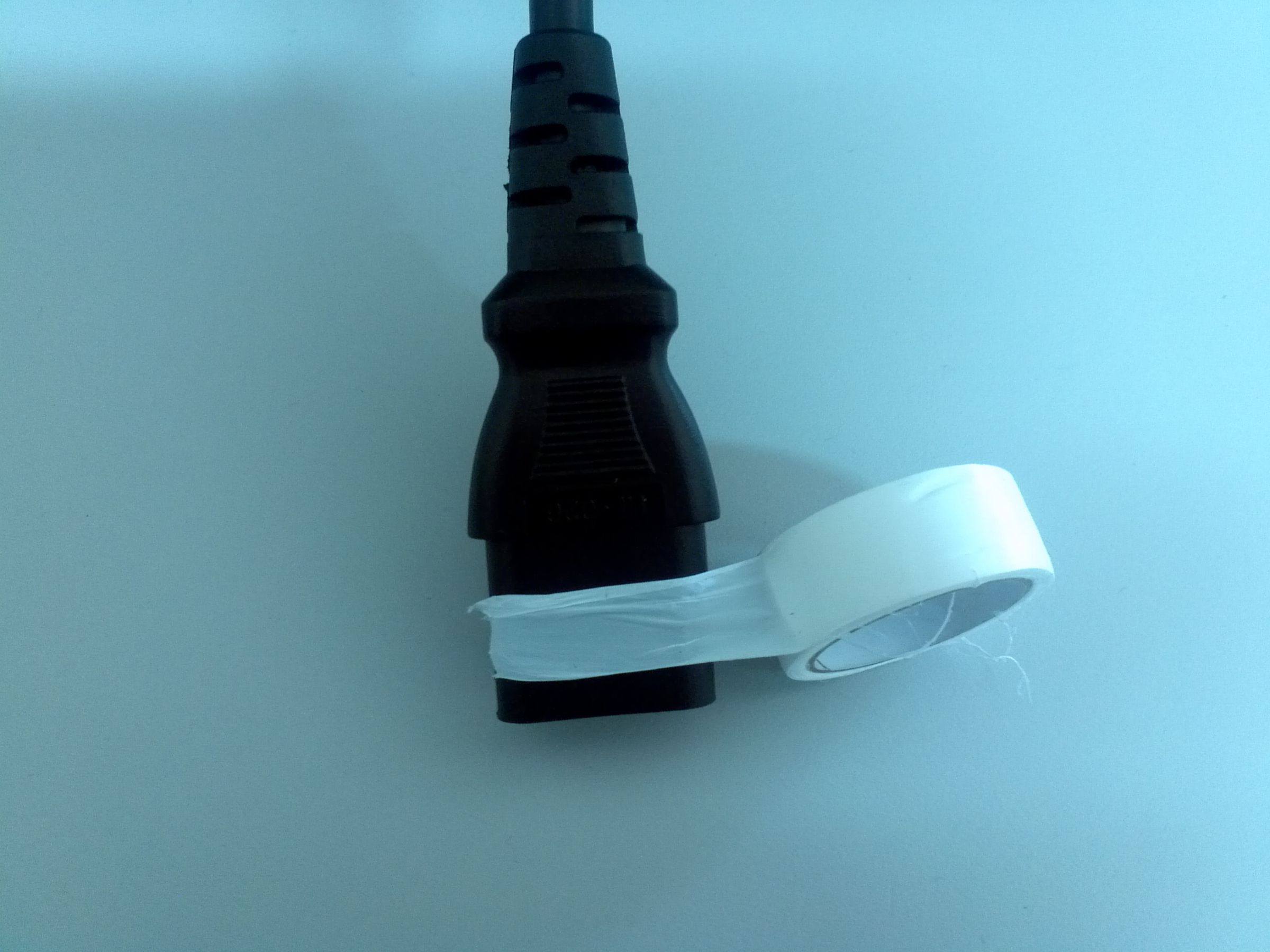 Lose Monitor Cable Quick Fix. : 3 Steps - Instructables