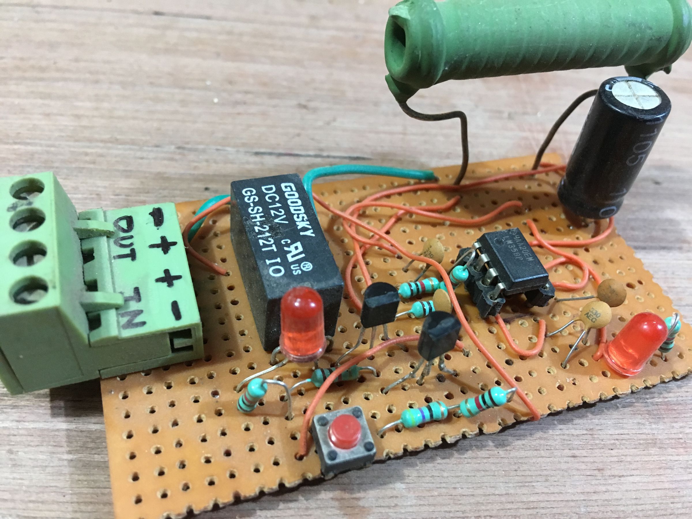 DIY Over Current Protection(Protect Your Sensitive Circuits) : 4 Steps ...