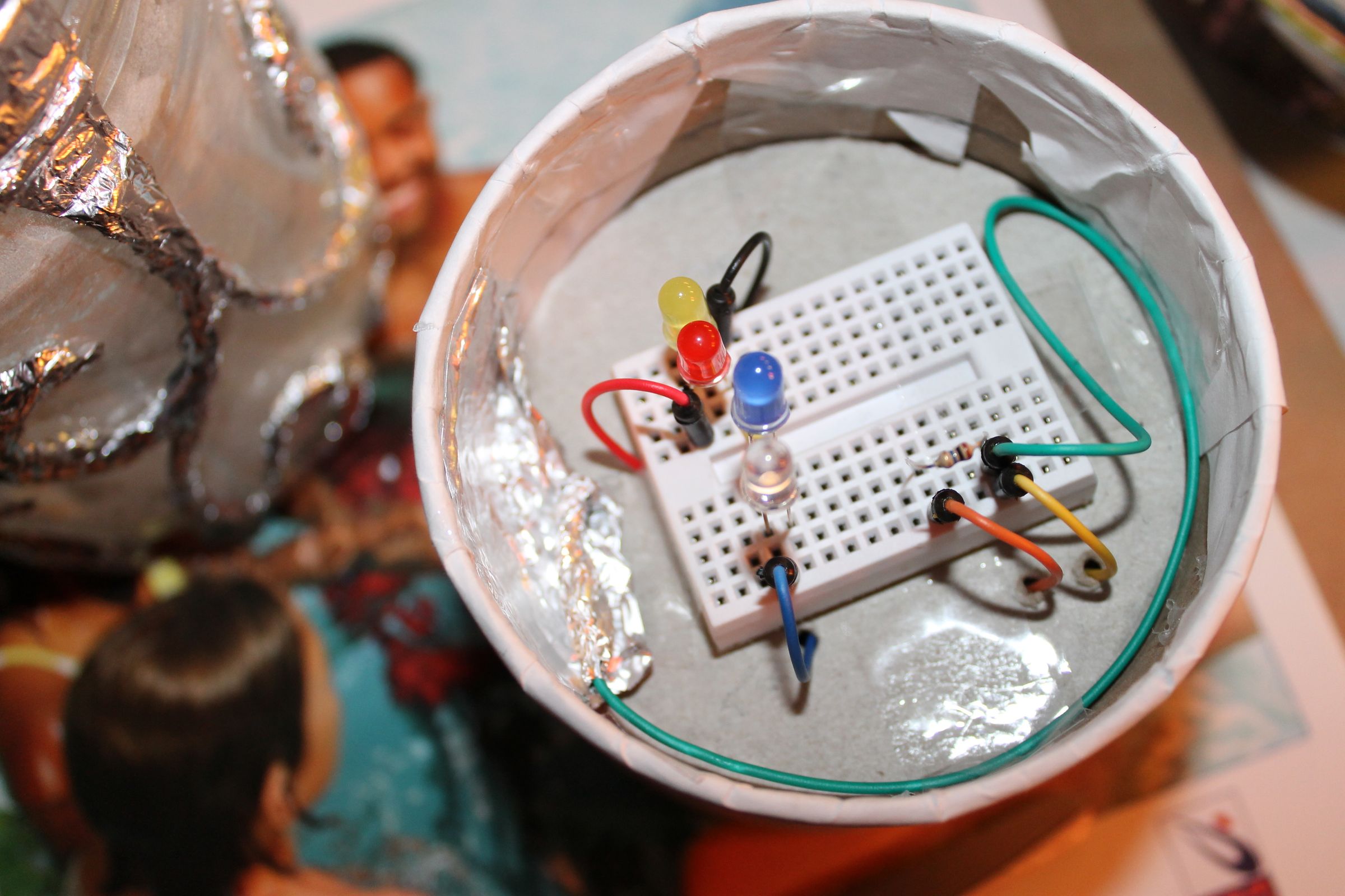 Magic Light (Capacitance Sensor, First Arduino Project) : 3 Steps - Instructables