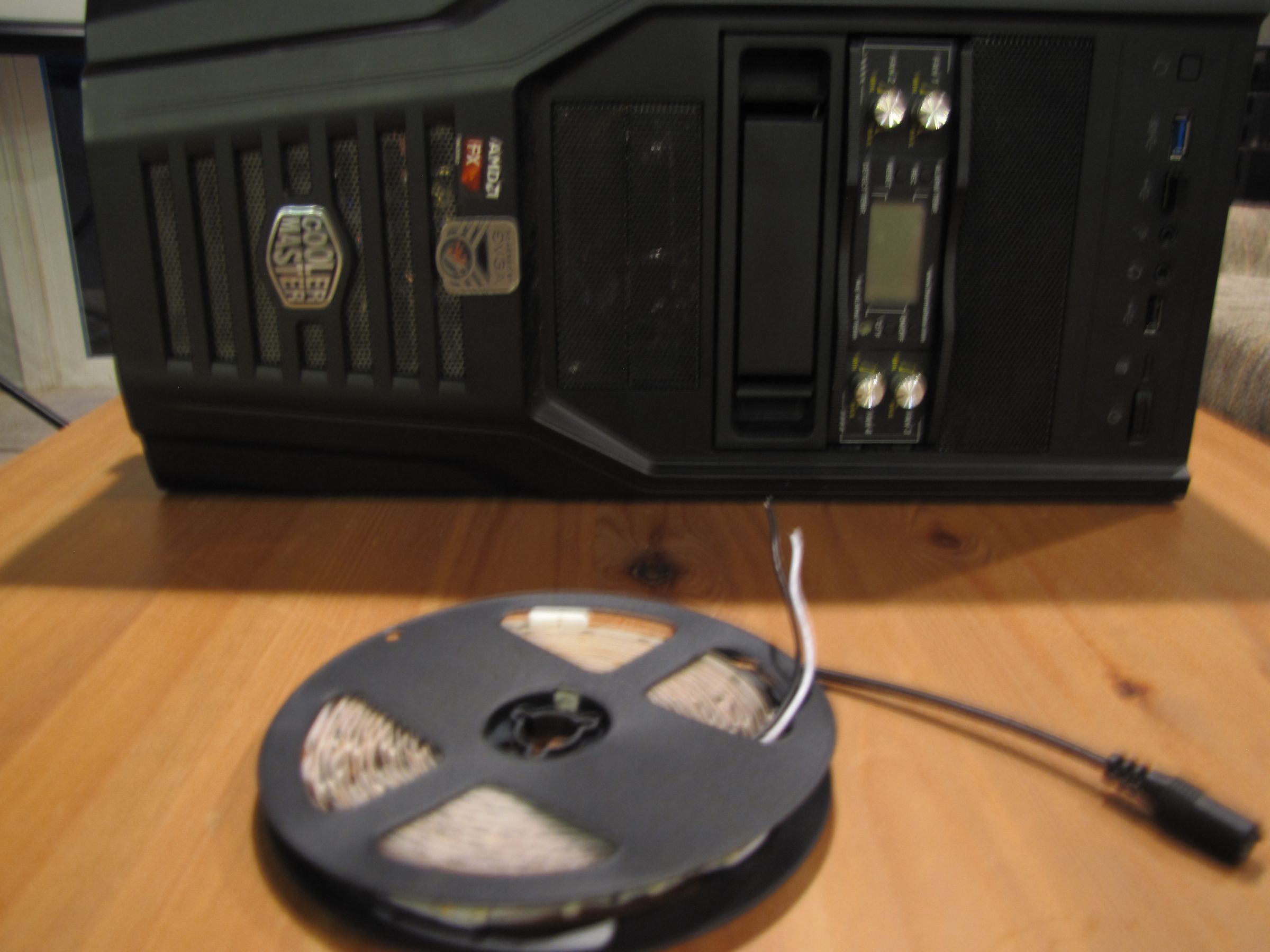 Custom Desktop Computer Lighting : 3 Steps - Instructables