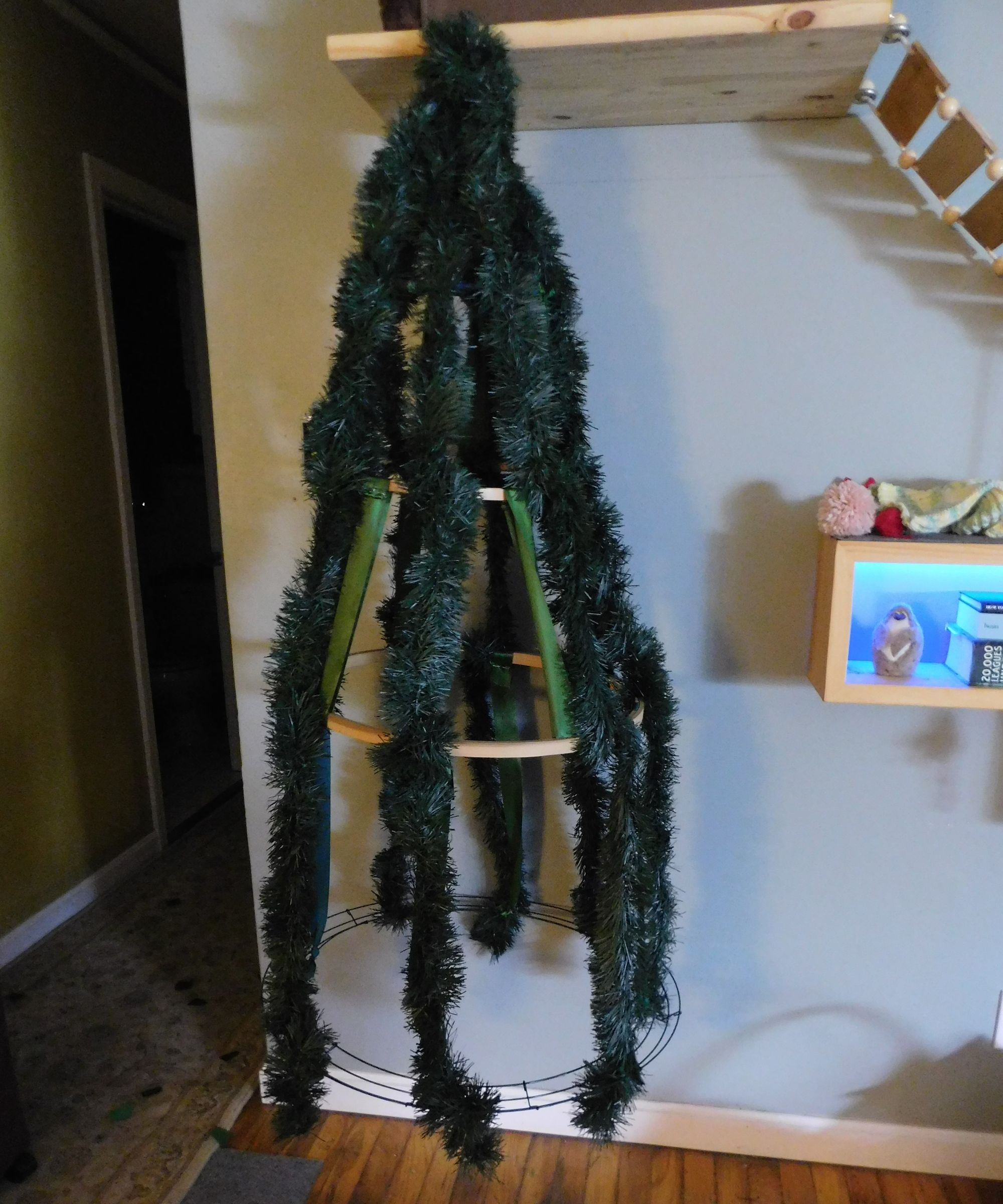 Christmas Tree Halloween Costume : 6 Steps (with Pictures) - Instructables