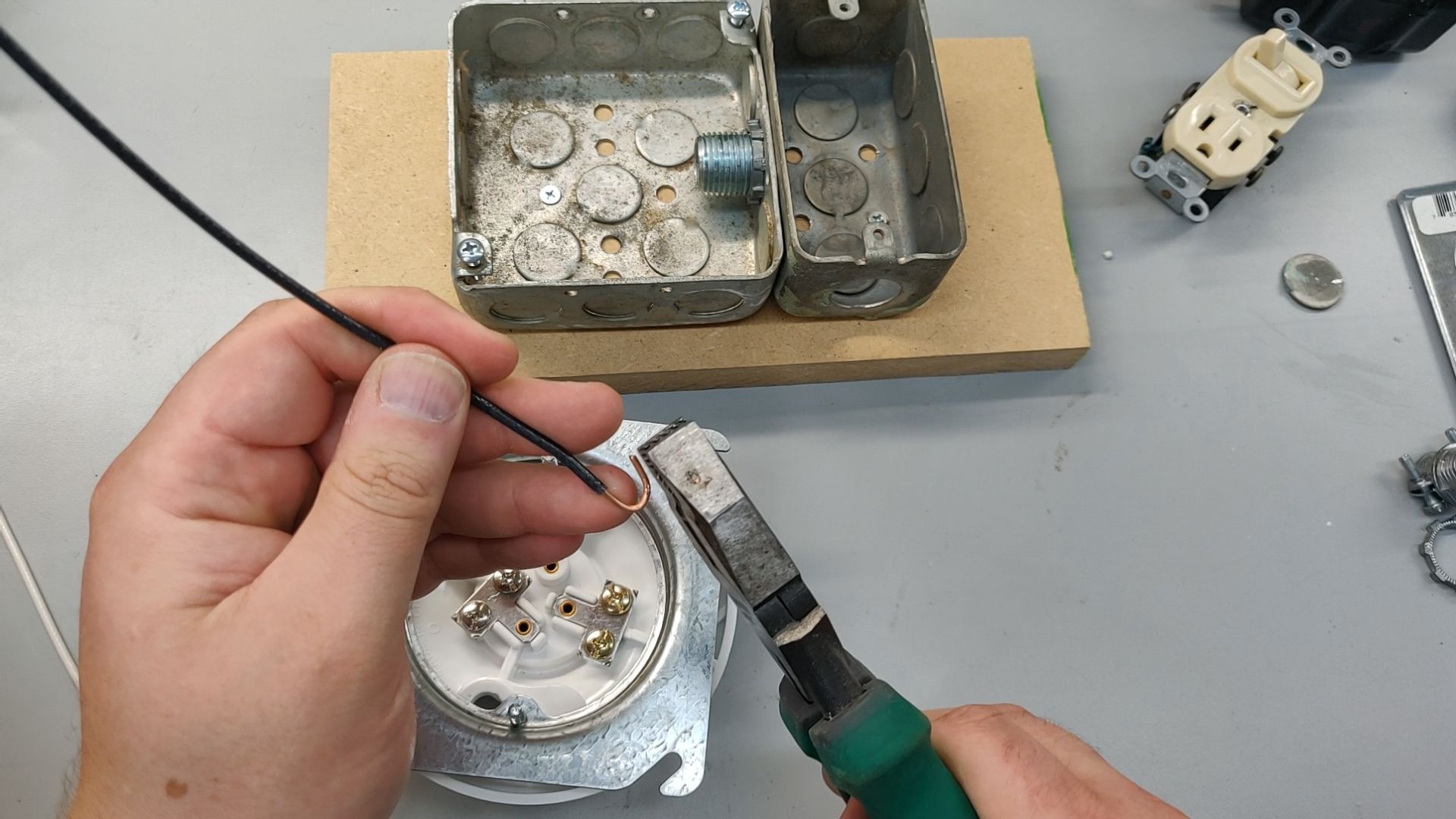 Light Bulb Current Limiter : 9 Steps (with Pictures) - Instructables