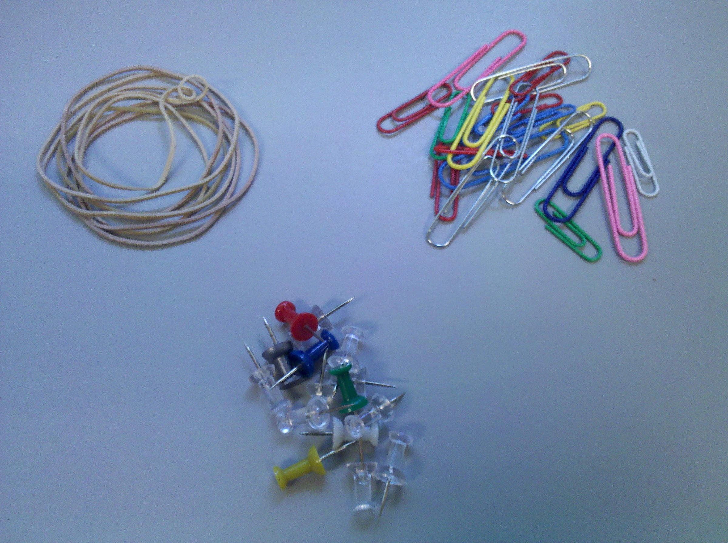 Reception Desk Paperclip Crossbow : 10 Steps (with Pictures ...