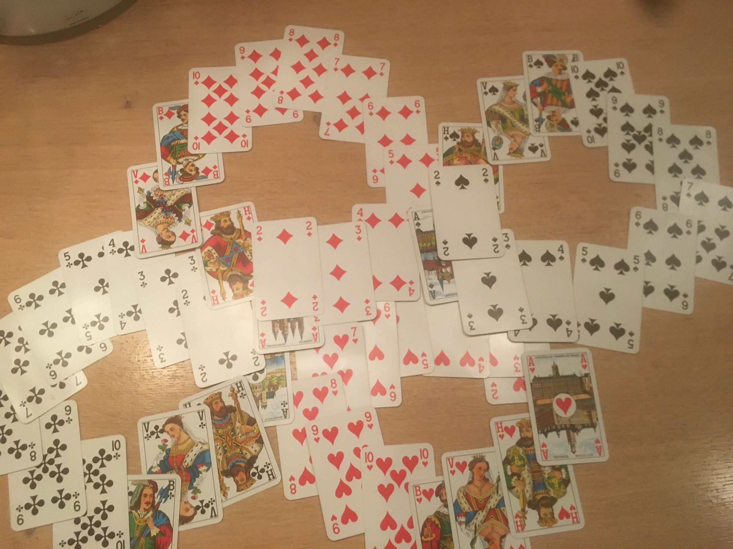 Magic 8 Card Trick : 8 Steps - Instructables