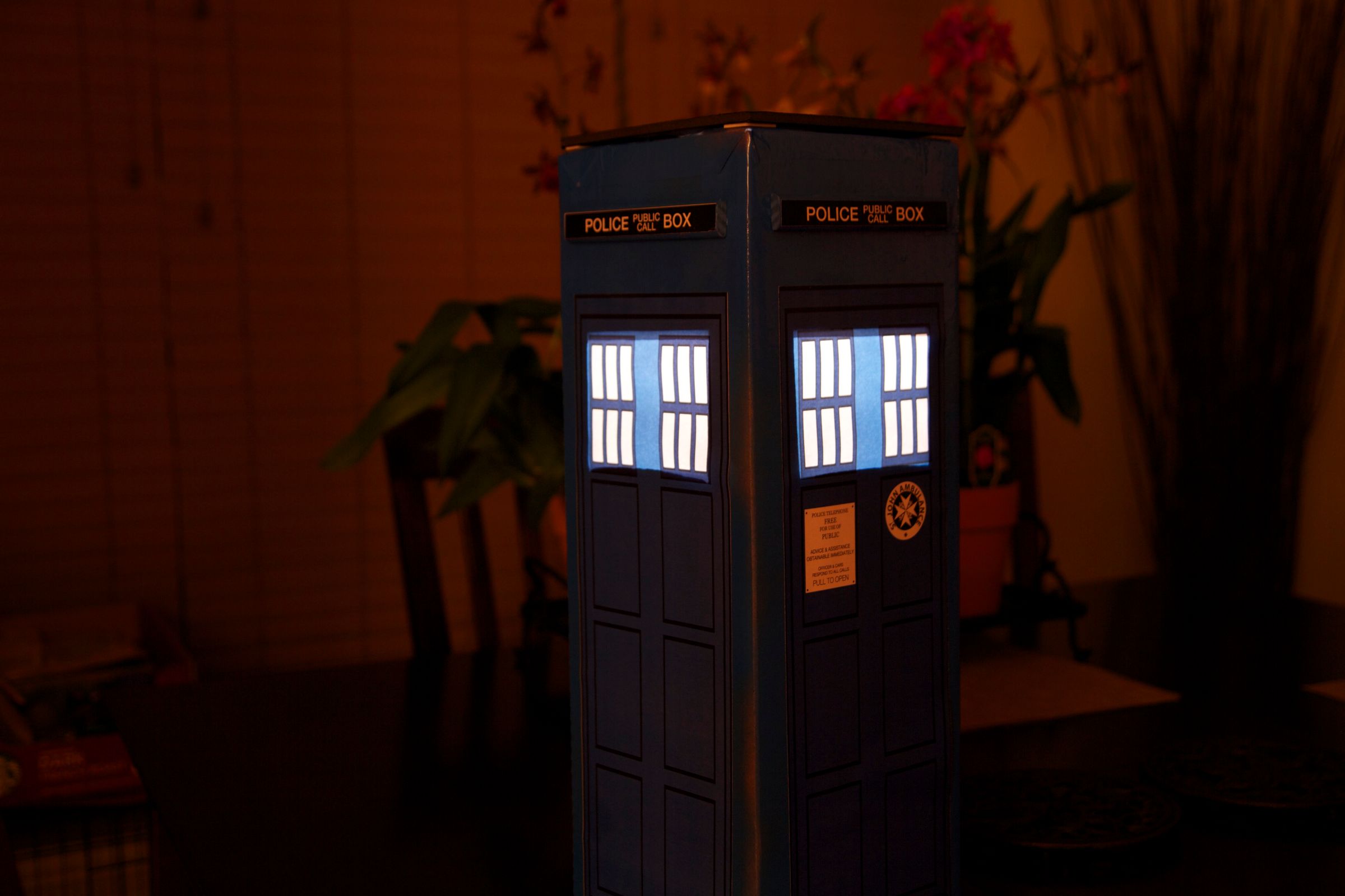 Build a Bunch of Table Top Tardis : 7 Steps (with Pictures) - Instructables