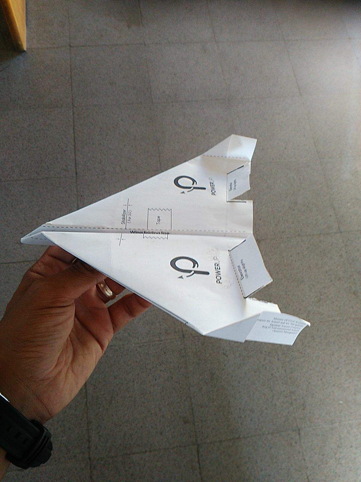 Successful Motorized Paper Plane : 4 Steps (with Pictures) - Instructables