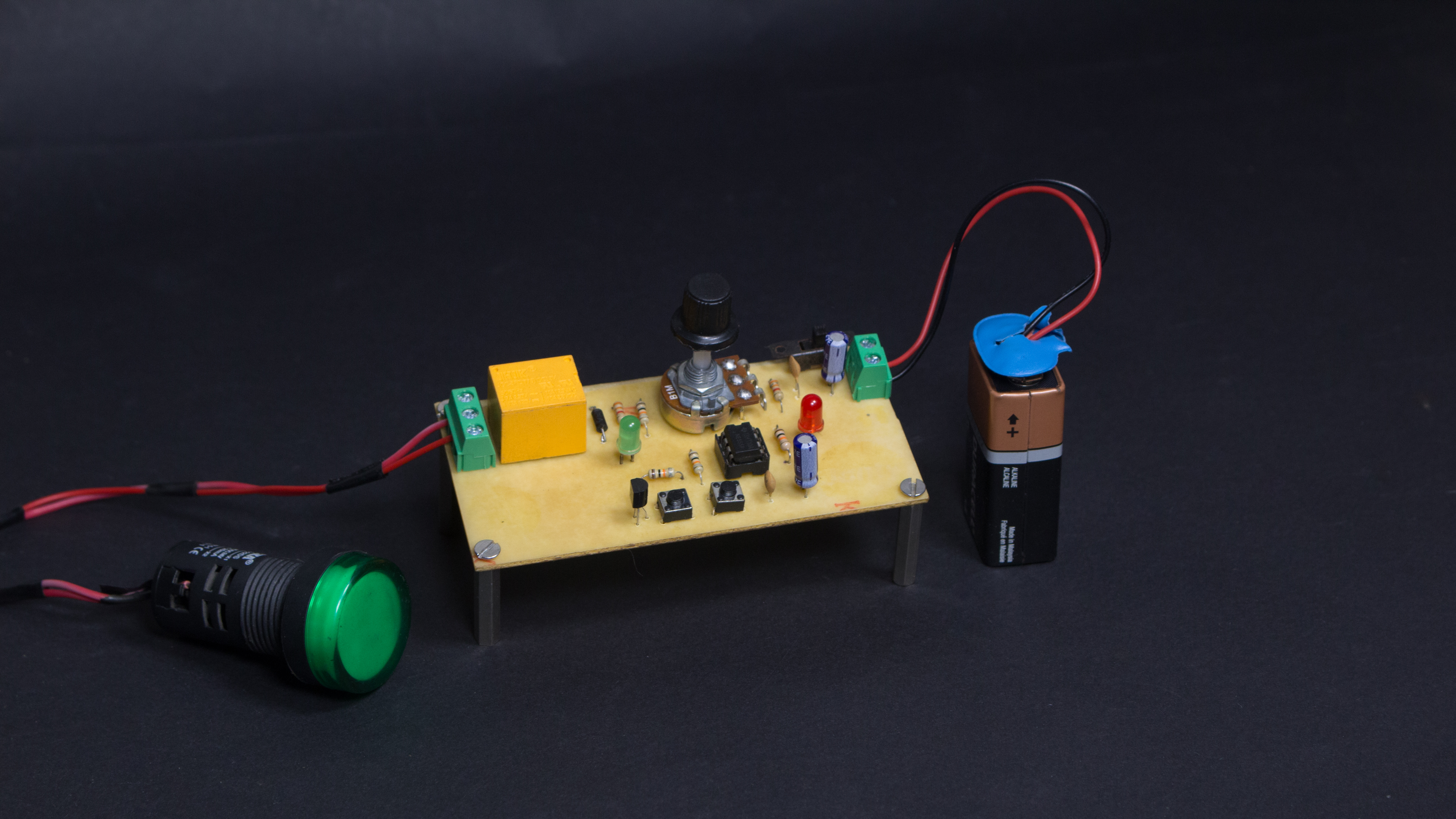 Adjustable 555 Timer Relay Switch | Monostable Multivibrator Circuit ...