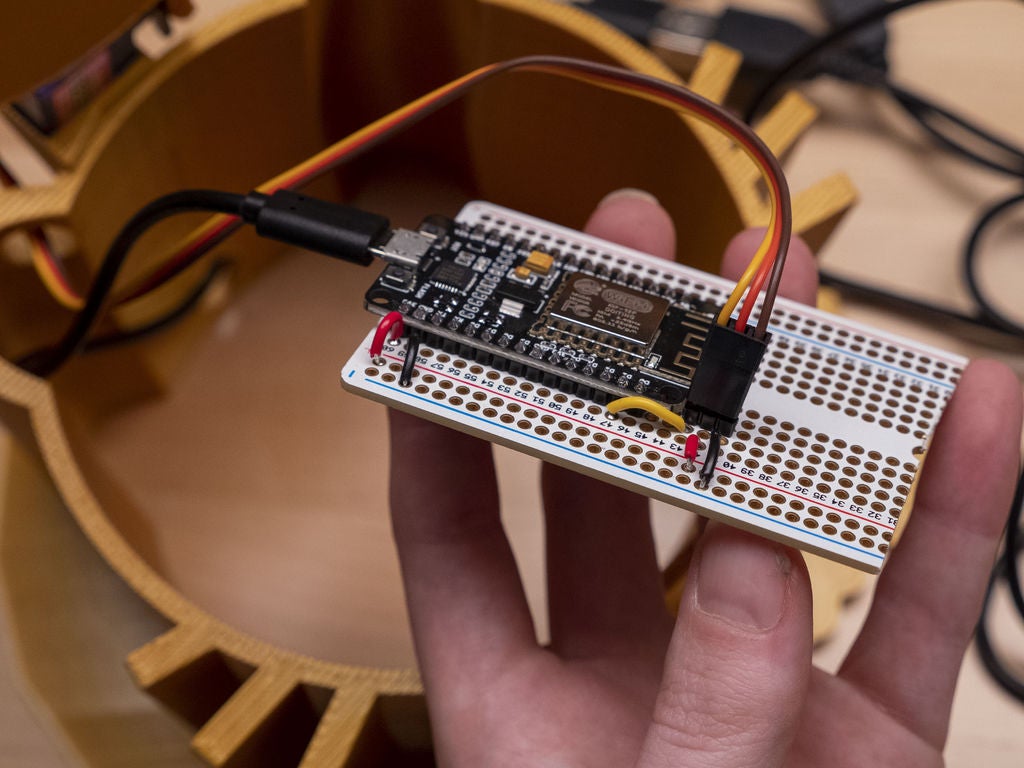 Cat Food Access Control Esp8266 Servo Motor 3d