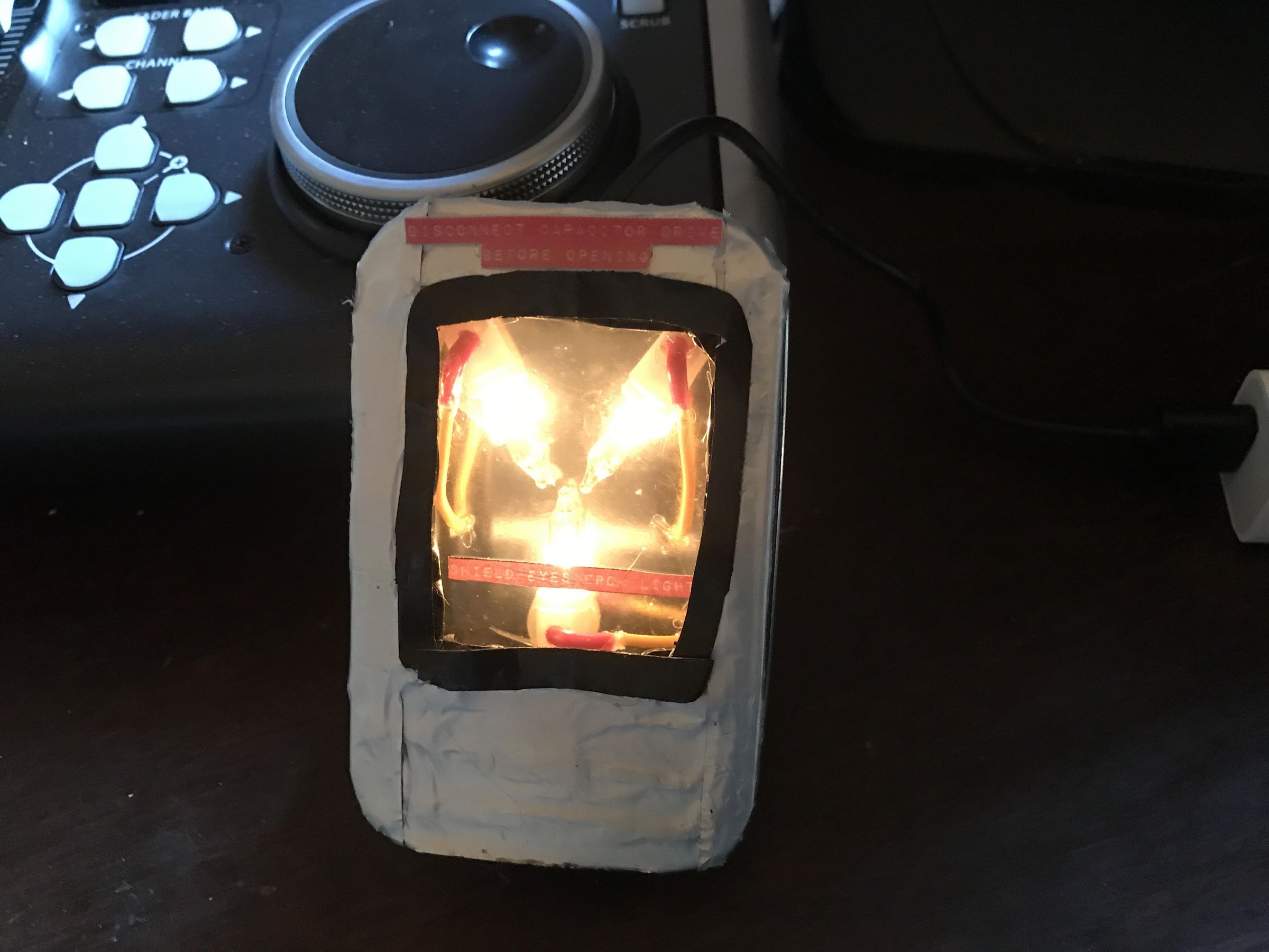 Altoid Flux Capacitor Computer Lamp : 16 Steps (with Pictures ...