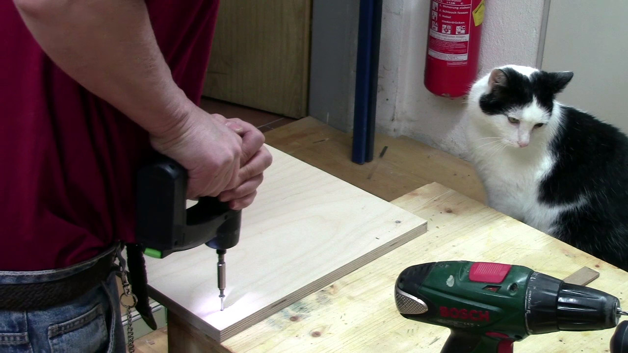 Mini Router Table With the Simplest Router Lift Ever : 12 Steps (with ...