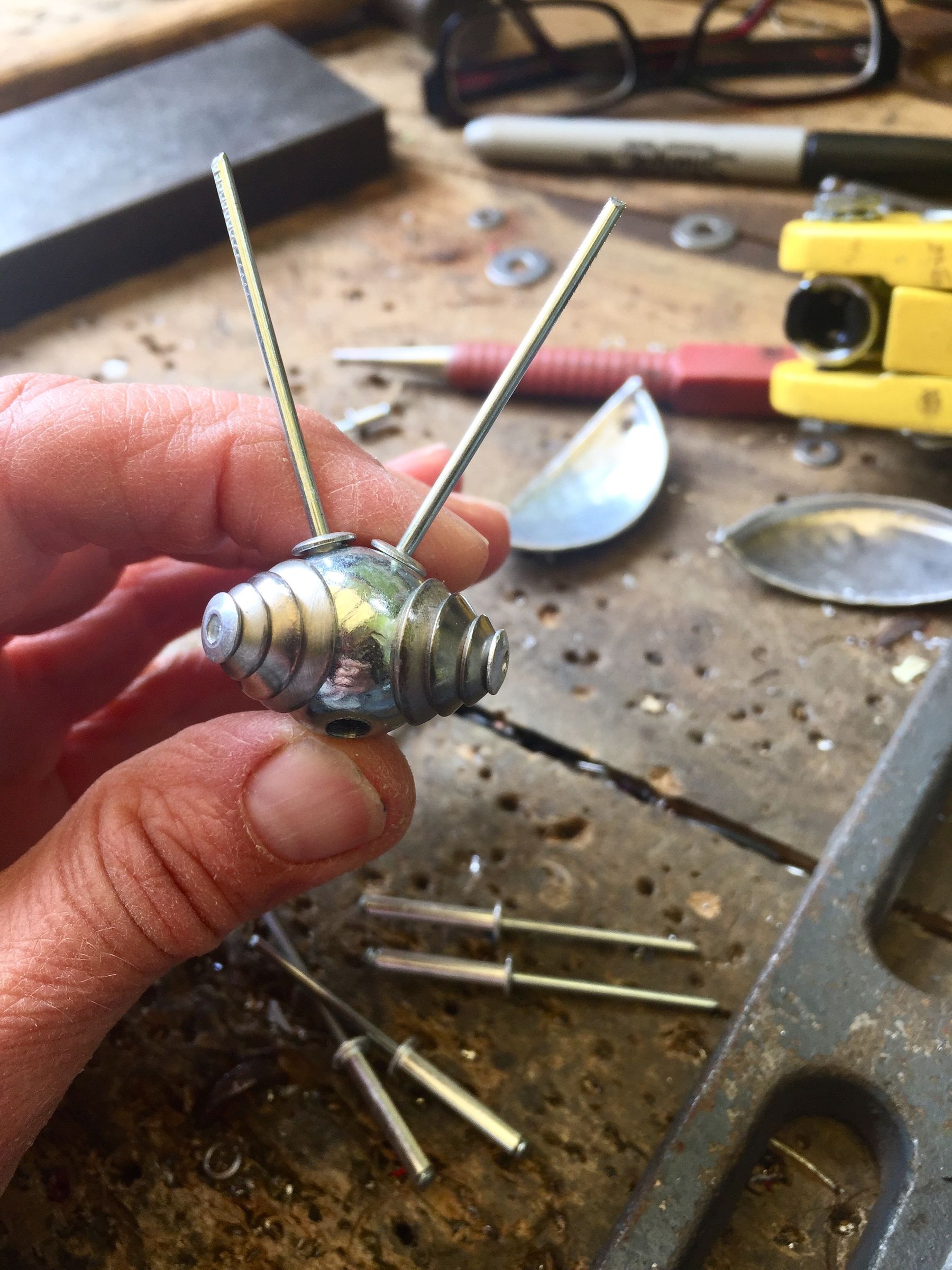 Recycled Metal Bug : 14 Steps (with Pictures) - Instructables