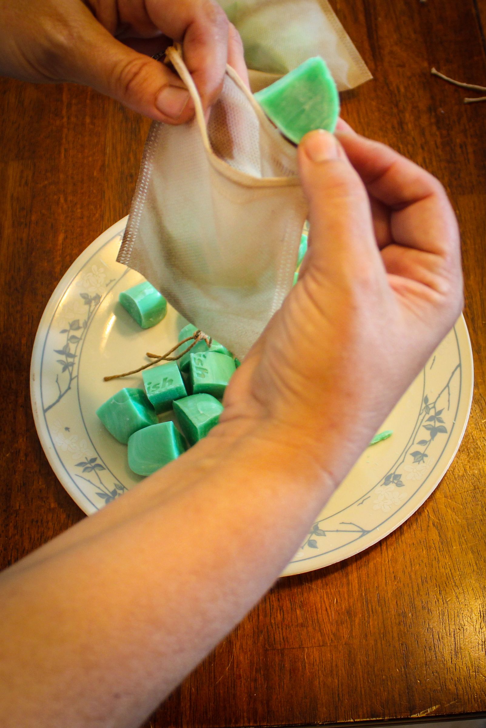 Deer Repellent Bags : 6 Steps - Instructables