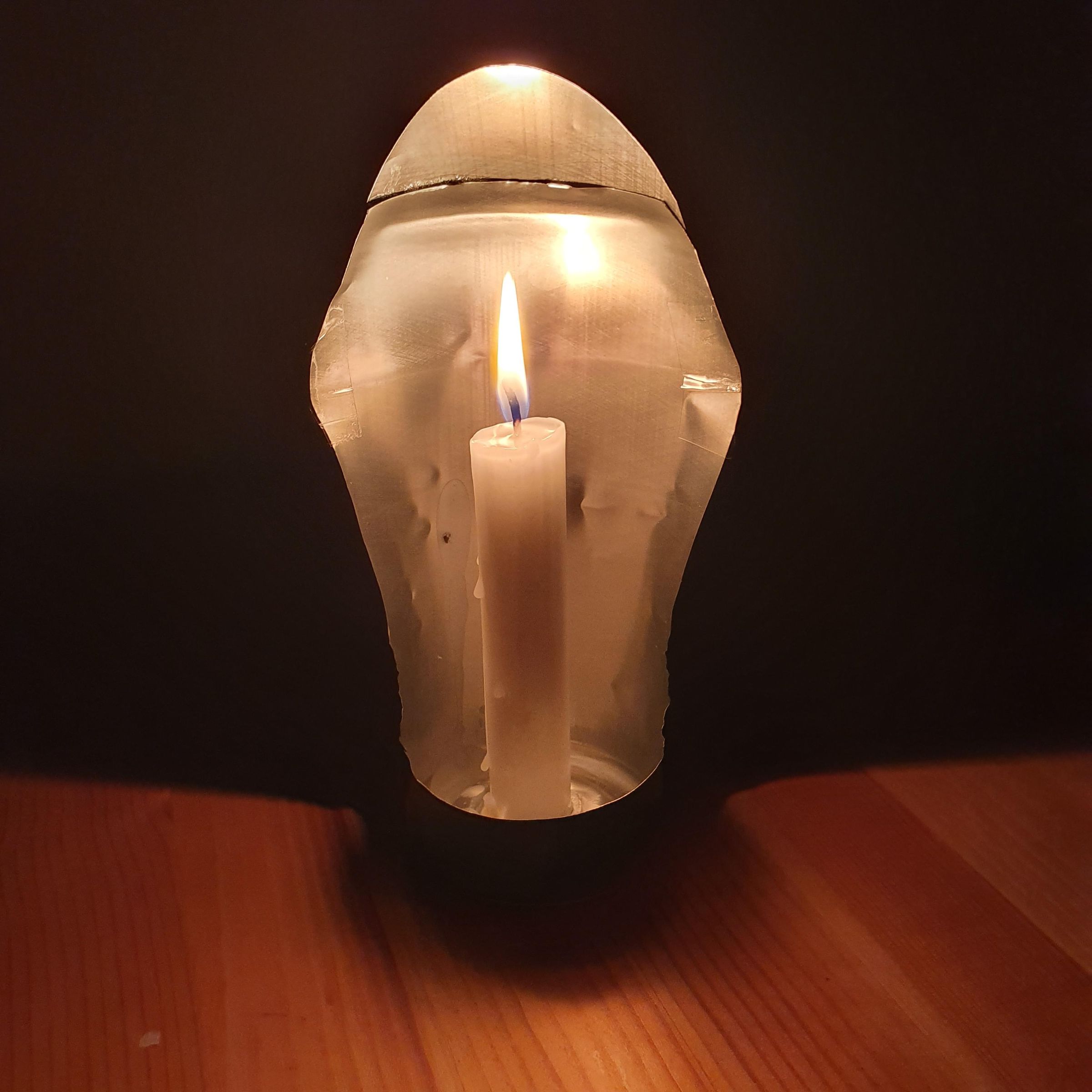 Candle Holder With Parabolic Reflector : 7 Steps - Instructables