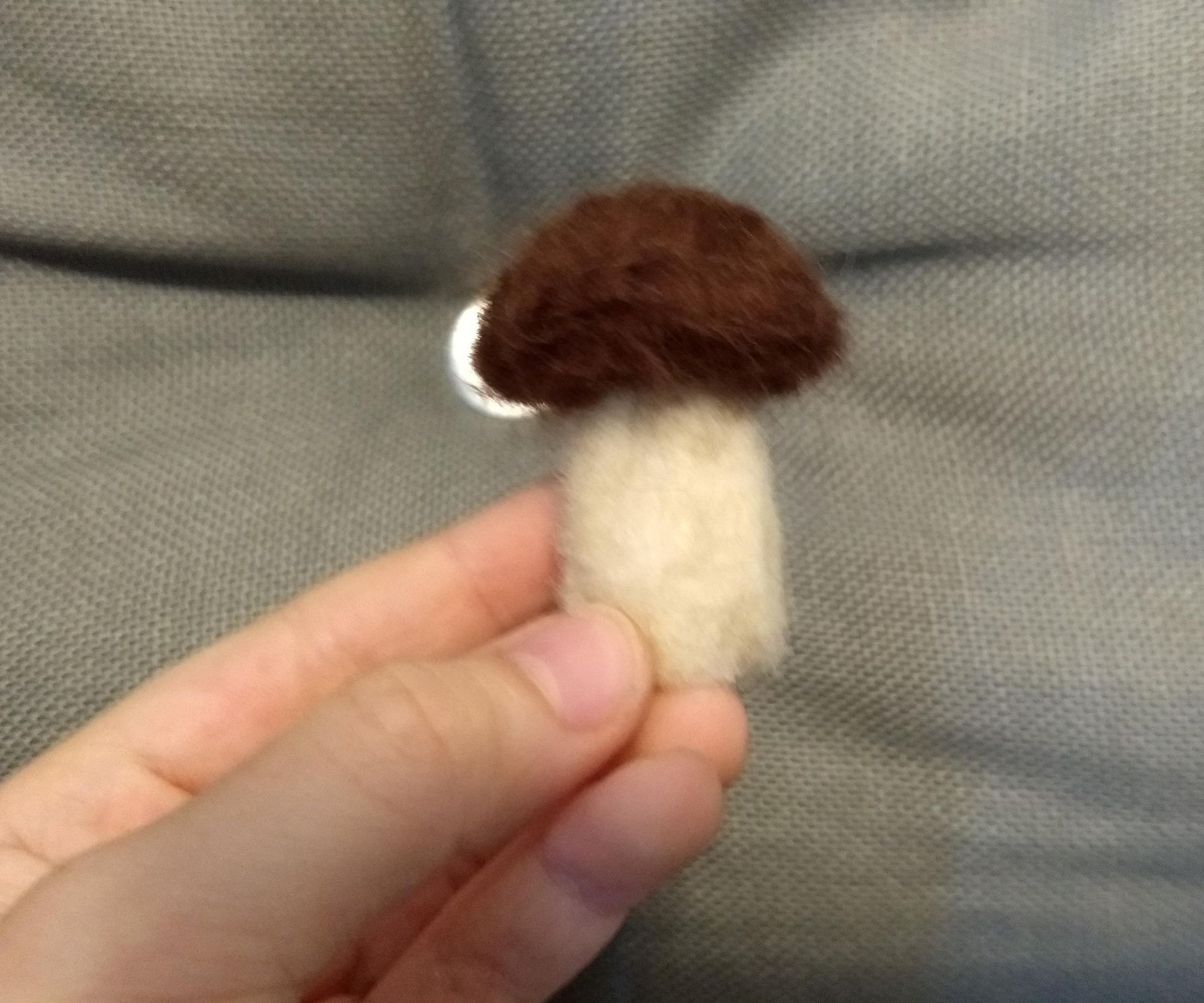 Easy Felted Toadstool : 6 Steps - Instructables