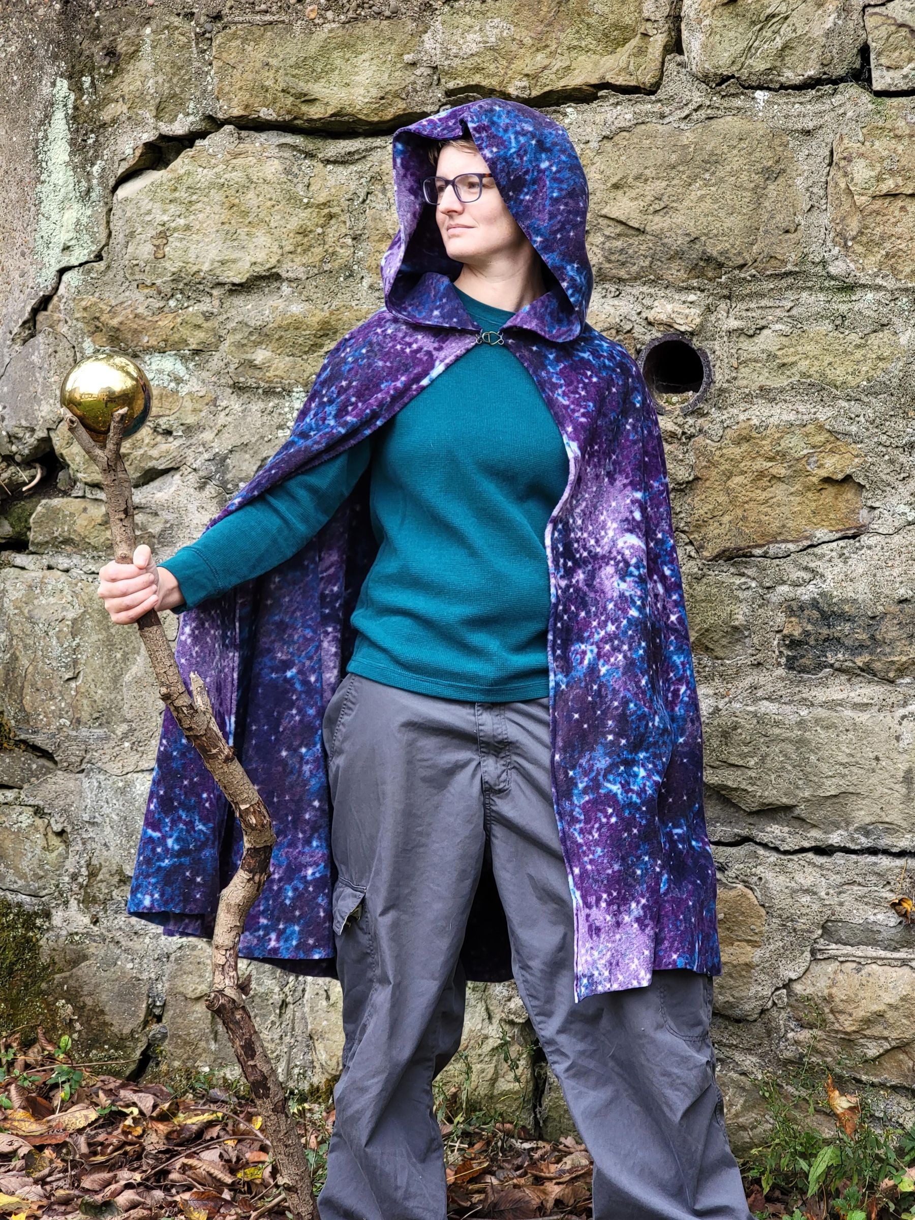 An Easy Costume Cloak : 3 Steps (with Pictures) - Instructables