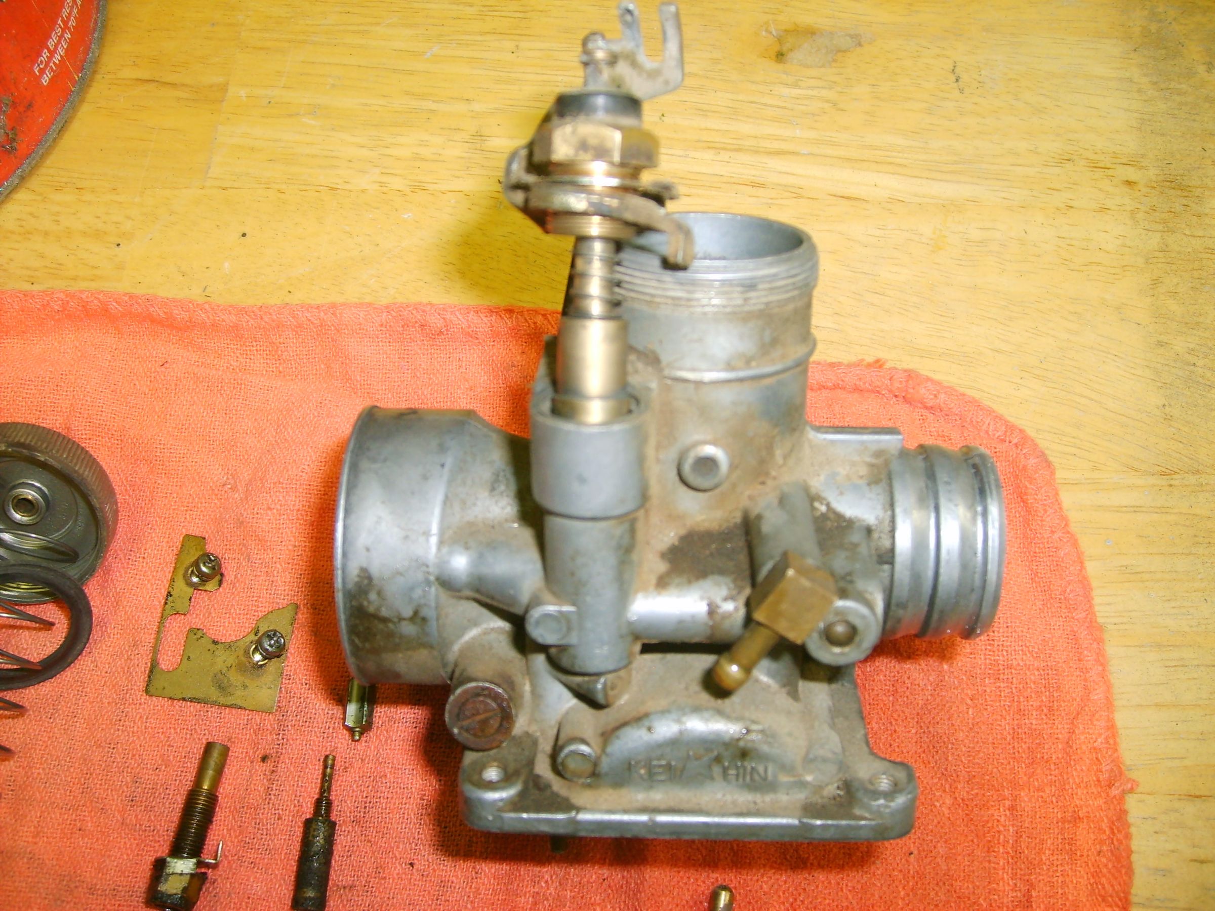 Cleaning a Carburetor in 8 Easy Steps! : 8 Steps - Instructables