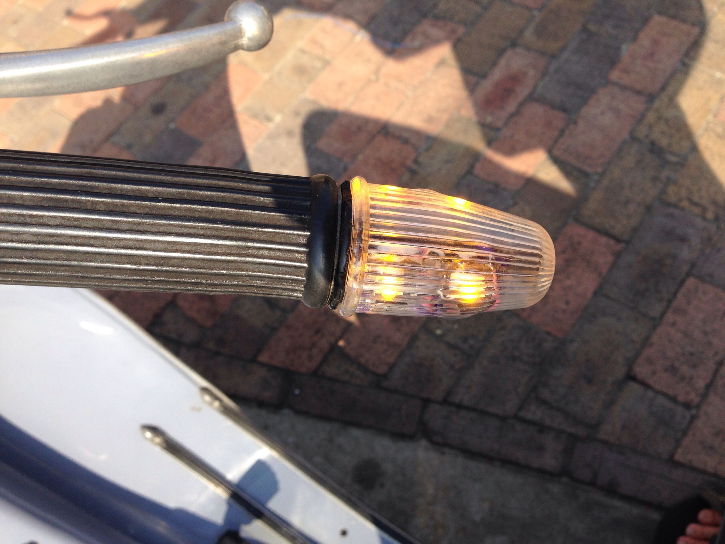 The Cheapest and Easiest Way to Upgrade Turn Signal Lamps of Vespa ...