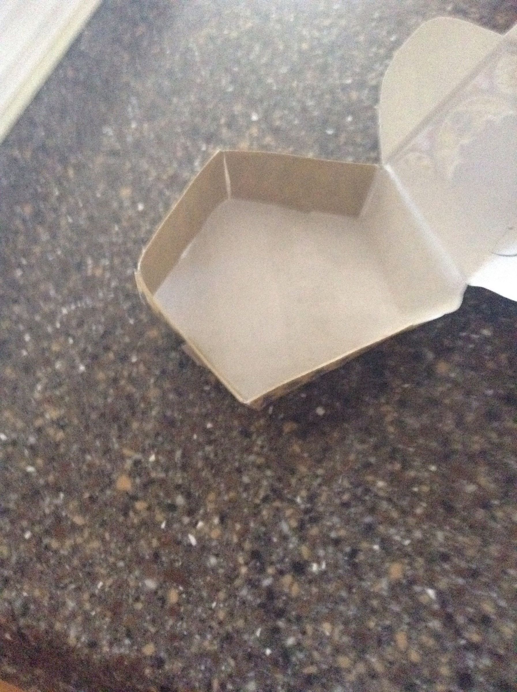 Paper Chocolate Frog : 7 Steps - Instructables