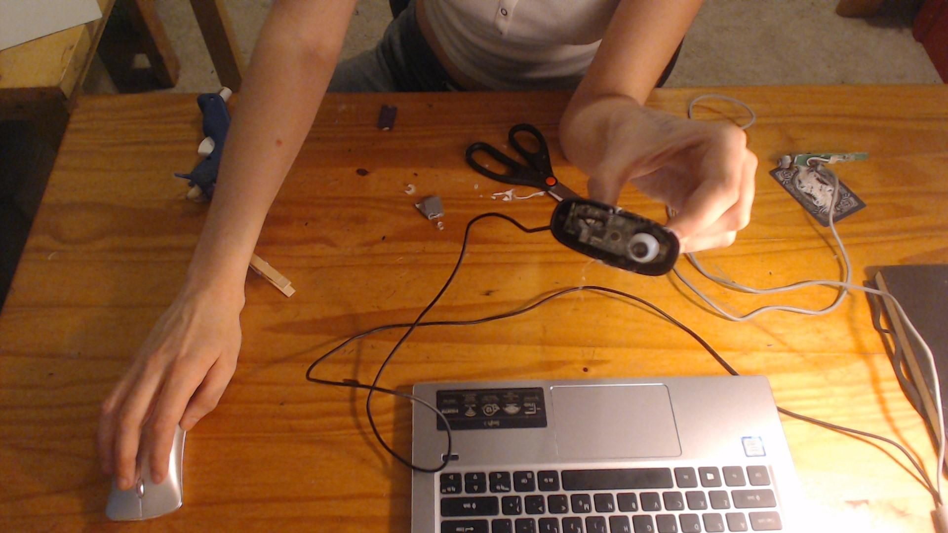 DIY USB Digital Microscope : 4 Steps - Instructables