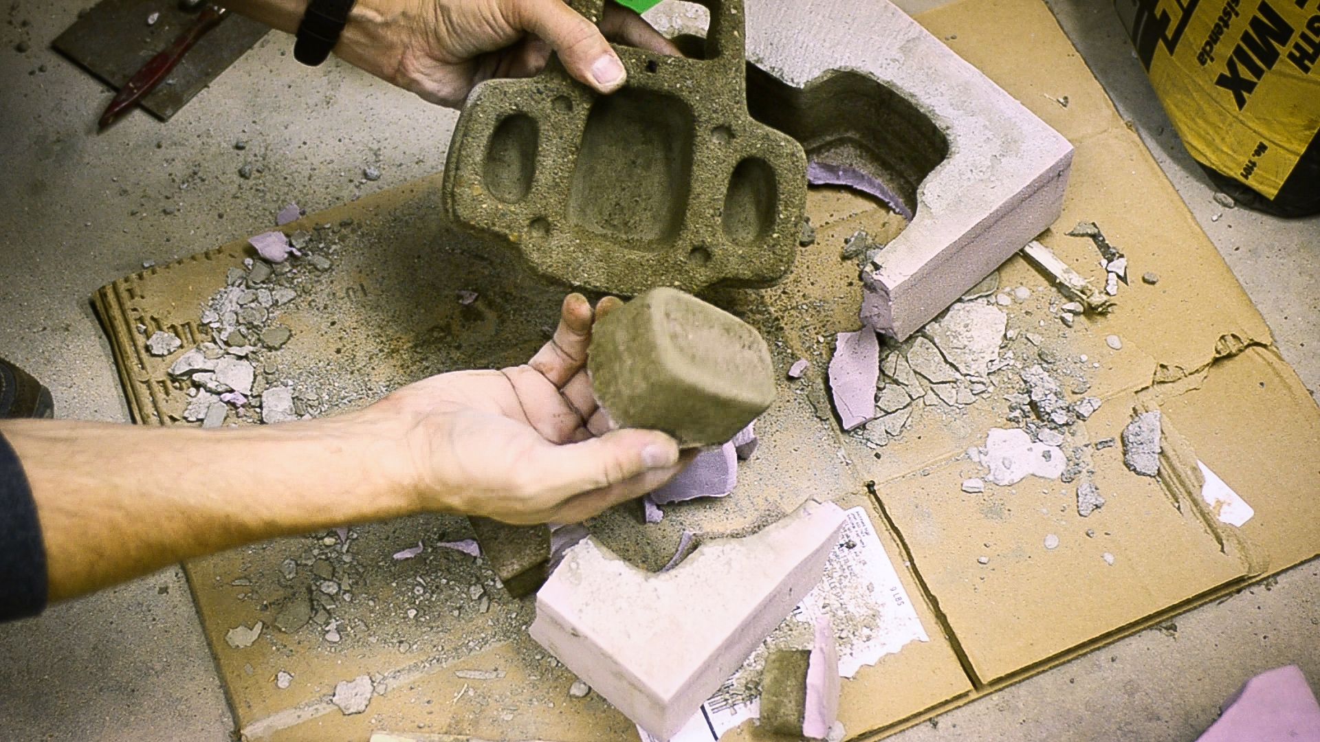 Concrete USB Charging Hub With Storage : 13 Steps (with Pictures ...