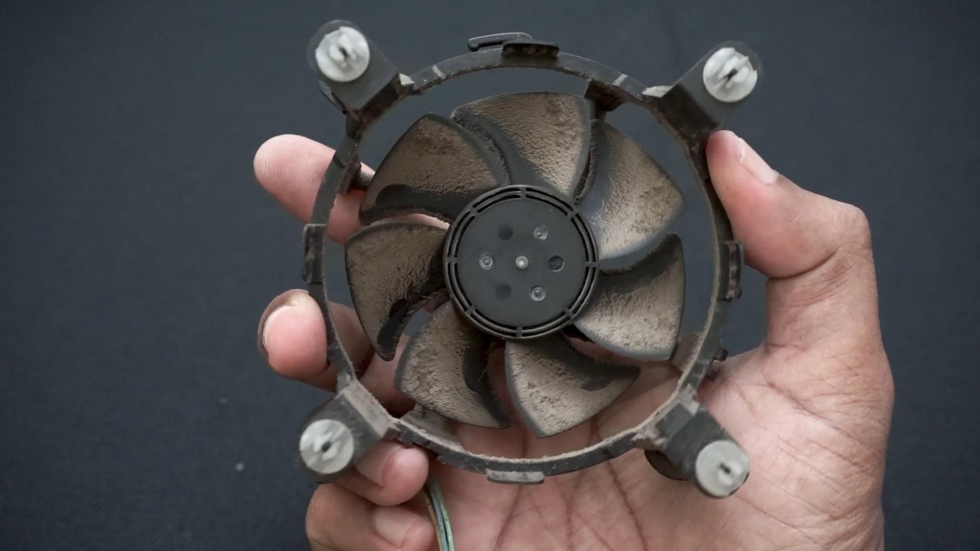 How to Clean CPU Fan Without Compressed Air : 8 Steps - Instructables