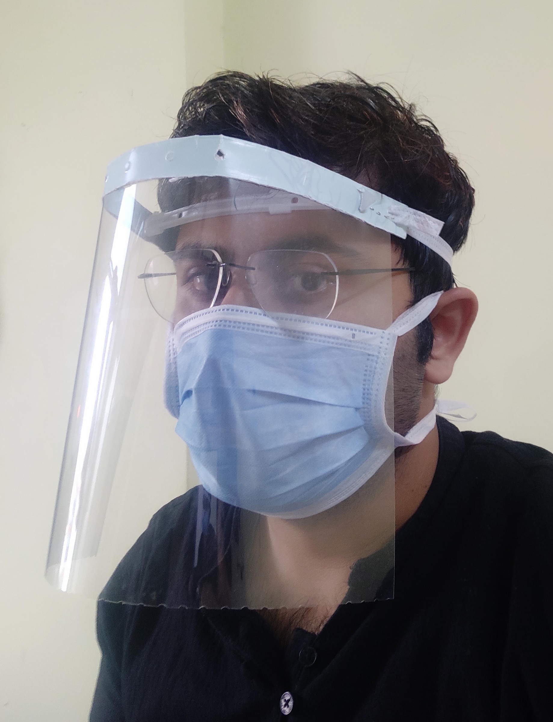 DIY Face Shield for Covid-19 : 3 Steps - Instructables