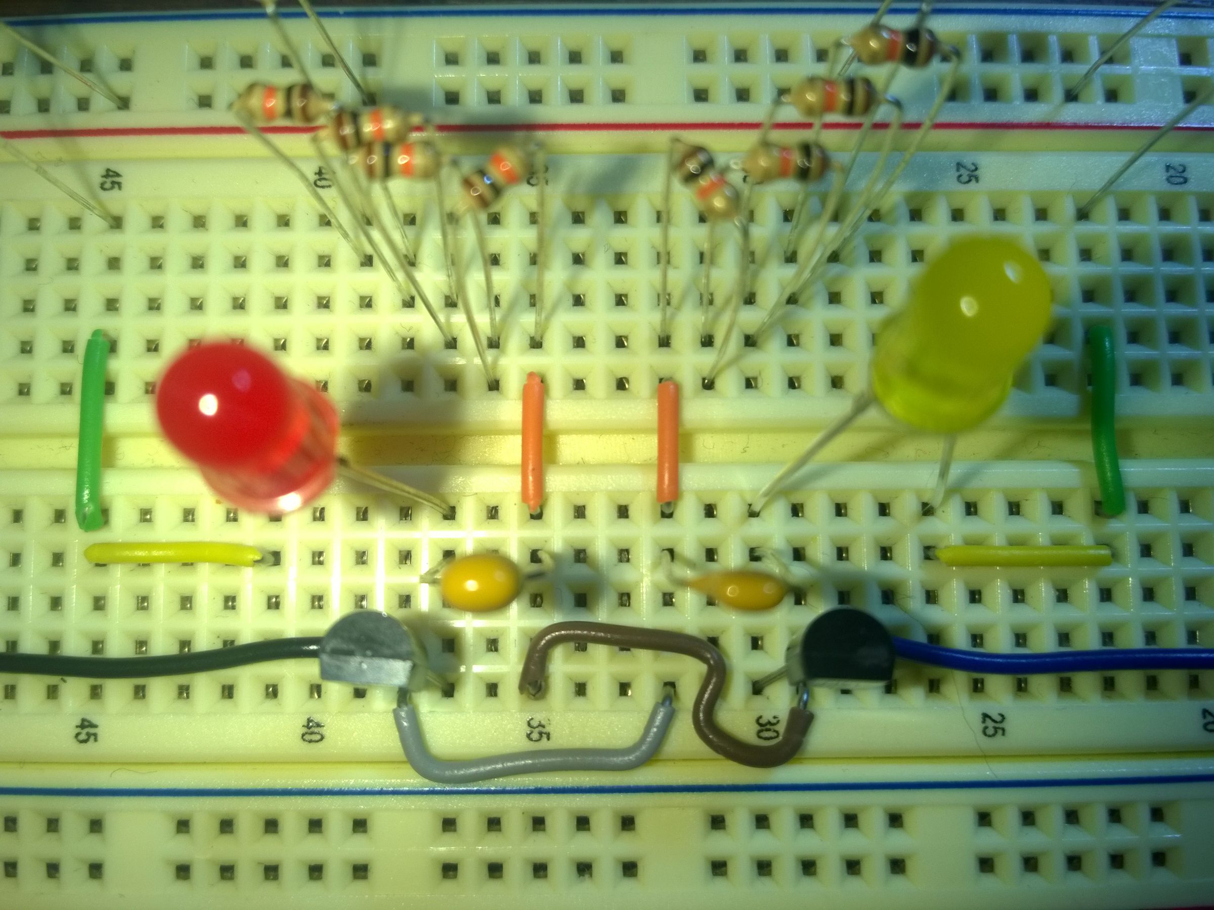 Astable Multivibrator (LED Flasher) With Circuit Scribe : 20 Steps ...