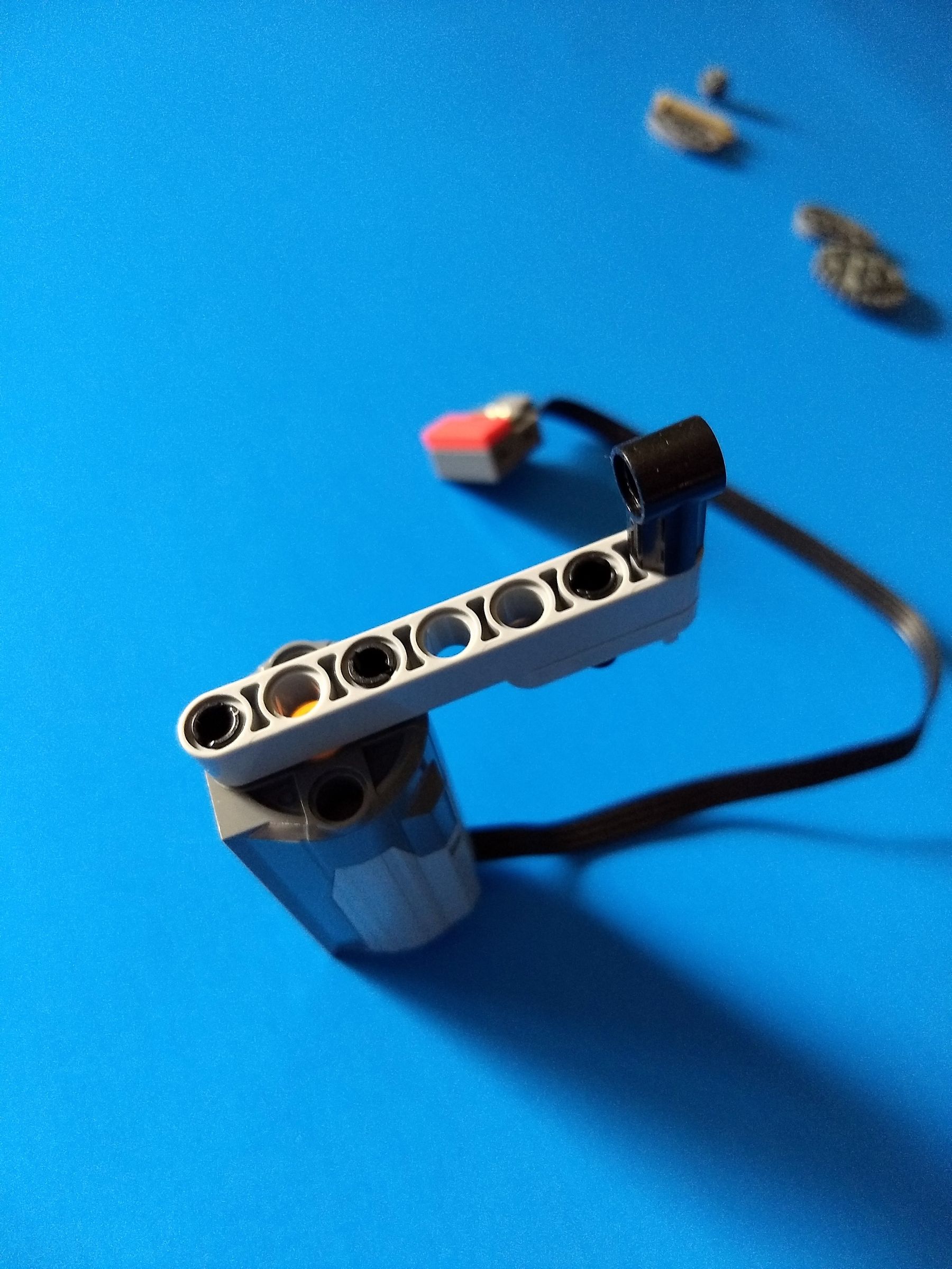 LEGO Technic Cam & Follower Build Instructions : 5 Steps - Instructables