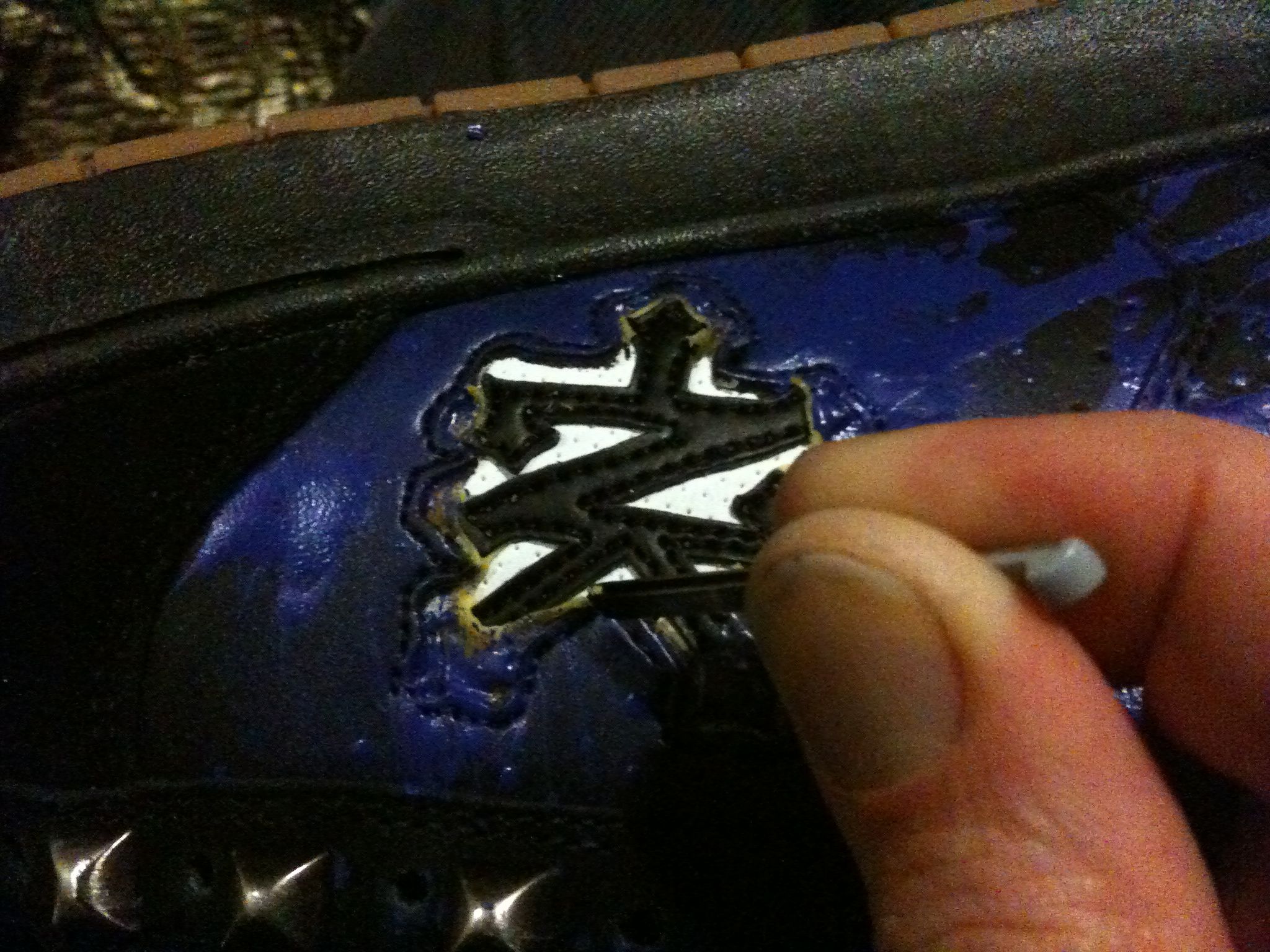 How to Customize Skate Shoes : 6 Steps - Instructables