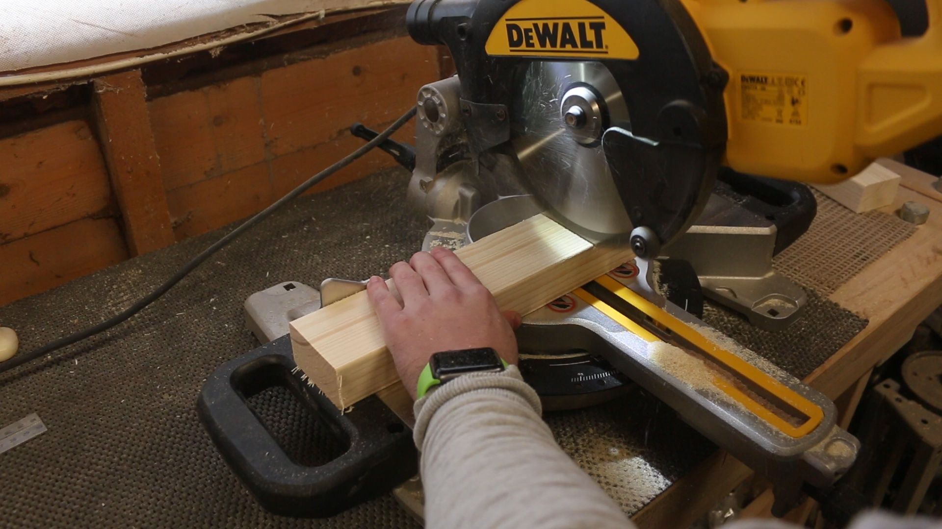 Simple DIY Mobile Tool Base : 3 Steps (with Pictures) - Instructables