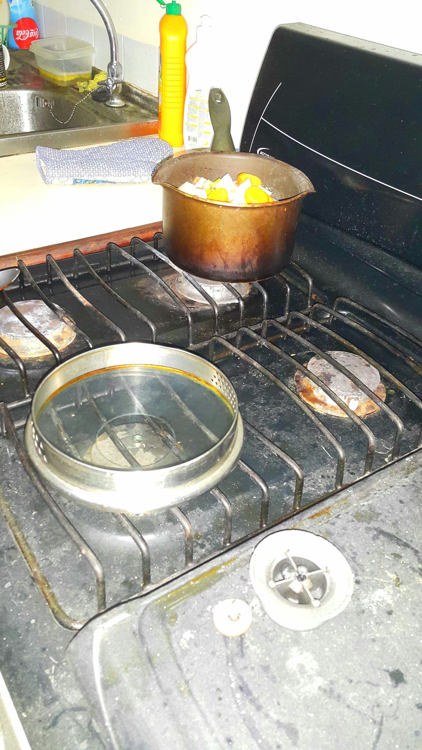 Replacing a Pot Cover Handle in 5 Minutes! : 5 Steps (with Pictures ...