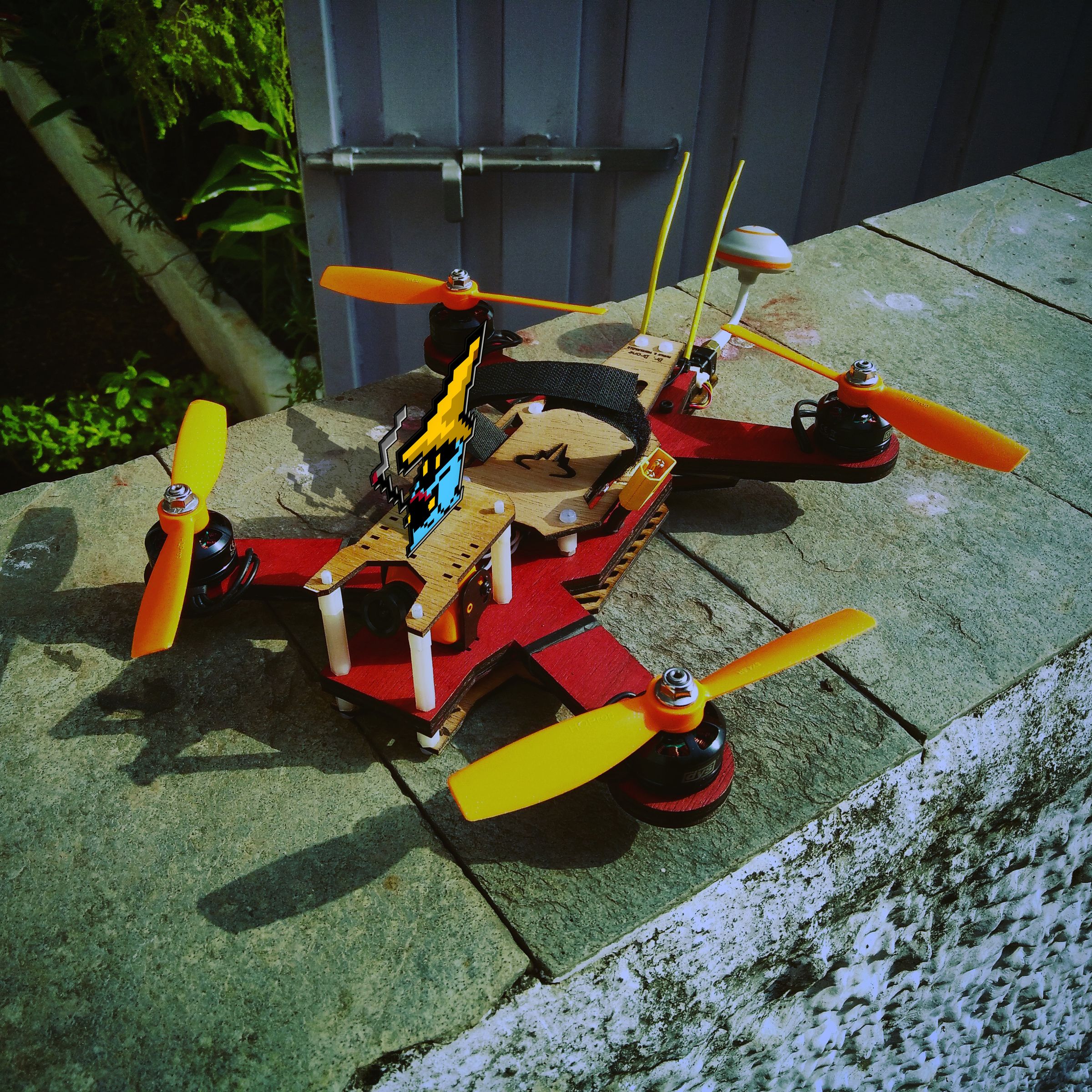 The 240 Class Laser Cut FPV Mini-Quadcopter! : 27 Steps (with Pictures ...