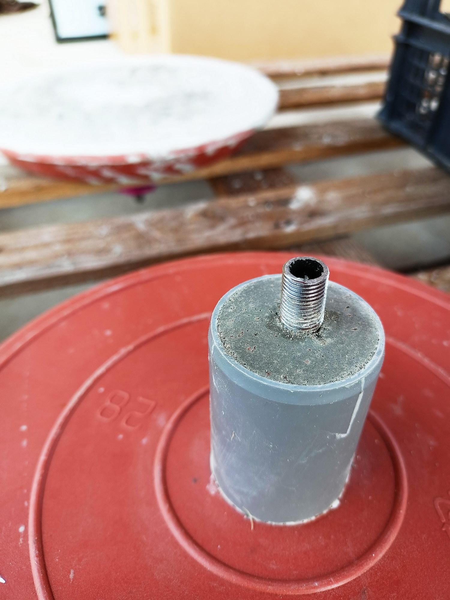 Cheap and Reliable Altazimuth Mount : 20 Steps (with Pictures ...