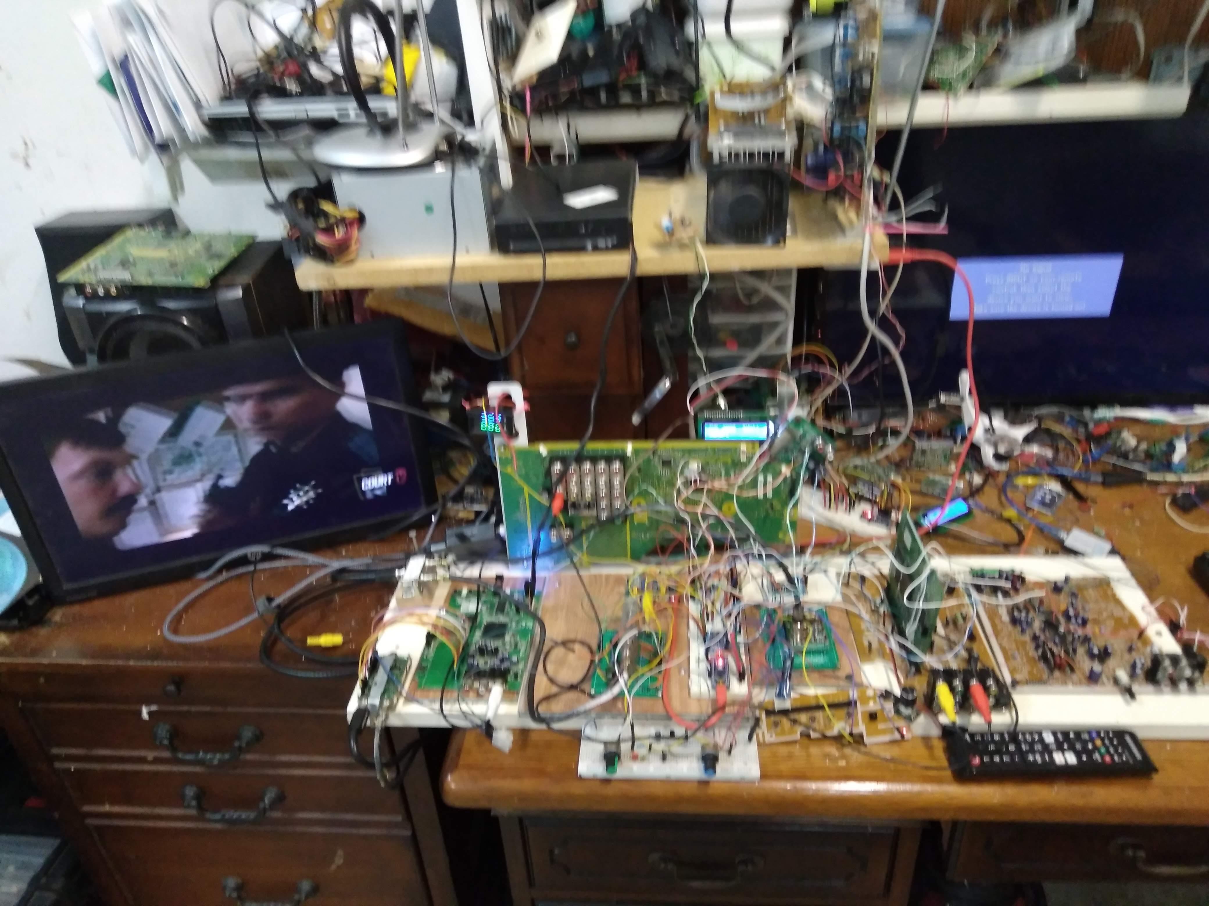 Phase-Locked Loop (PLL) Synthesizer : 8 Steps (with Pictures) - Instructables