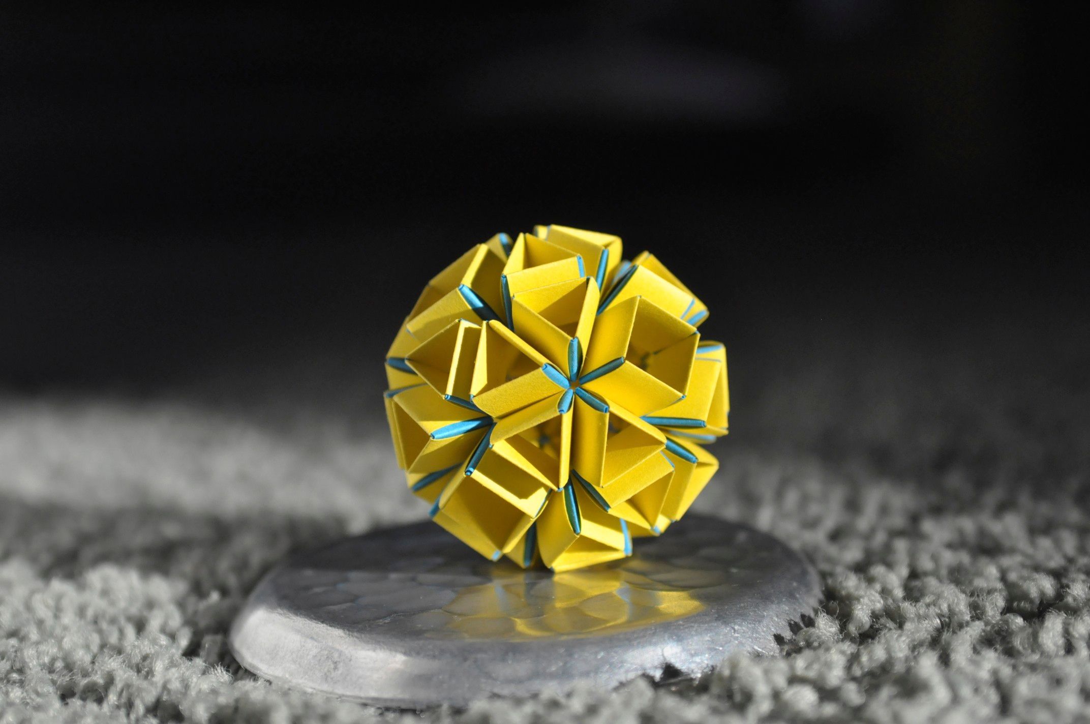 How to Make Snapology Origami : 9 Steps - Instructables
