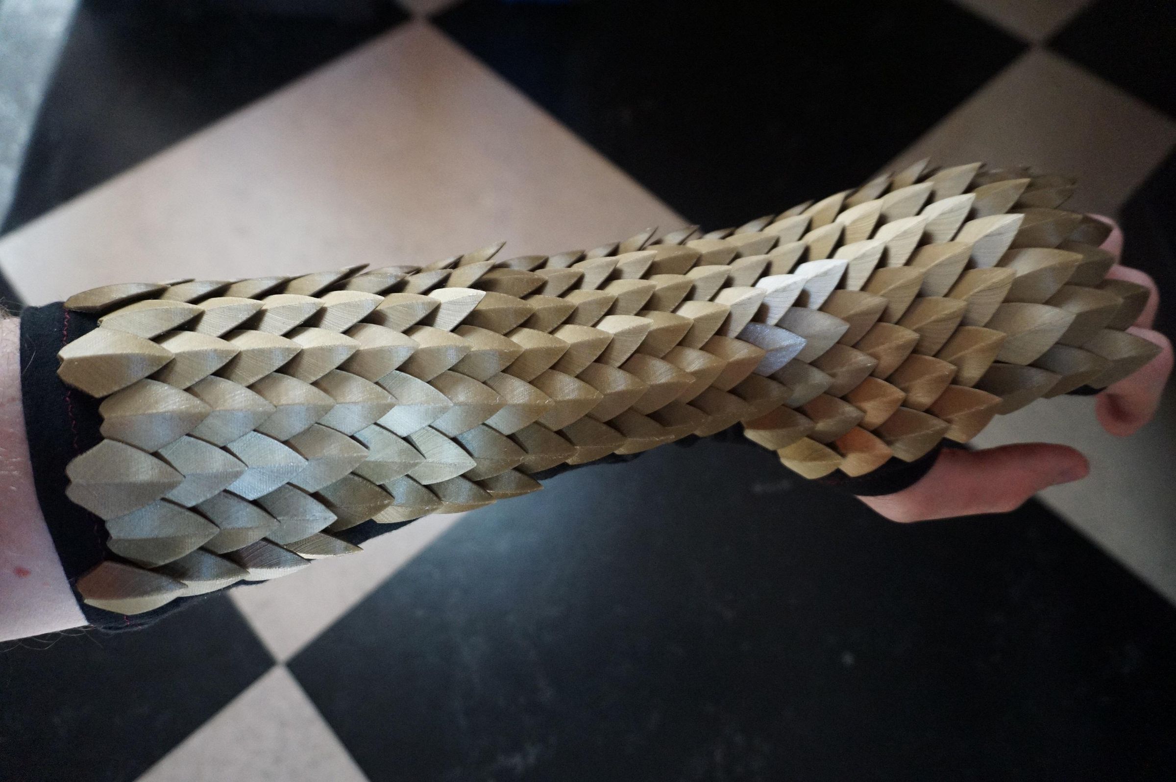 3D Printed Articulated Finger Extensions : 14 Steps (with Pictures ...