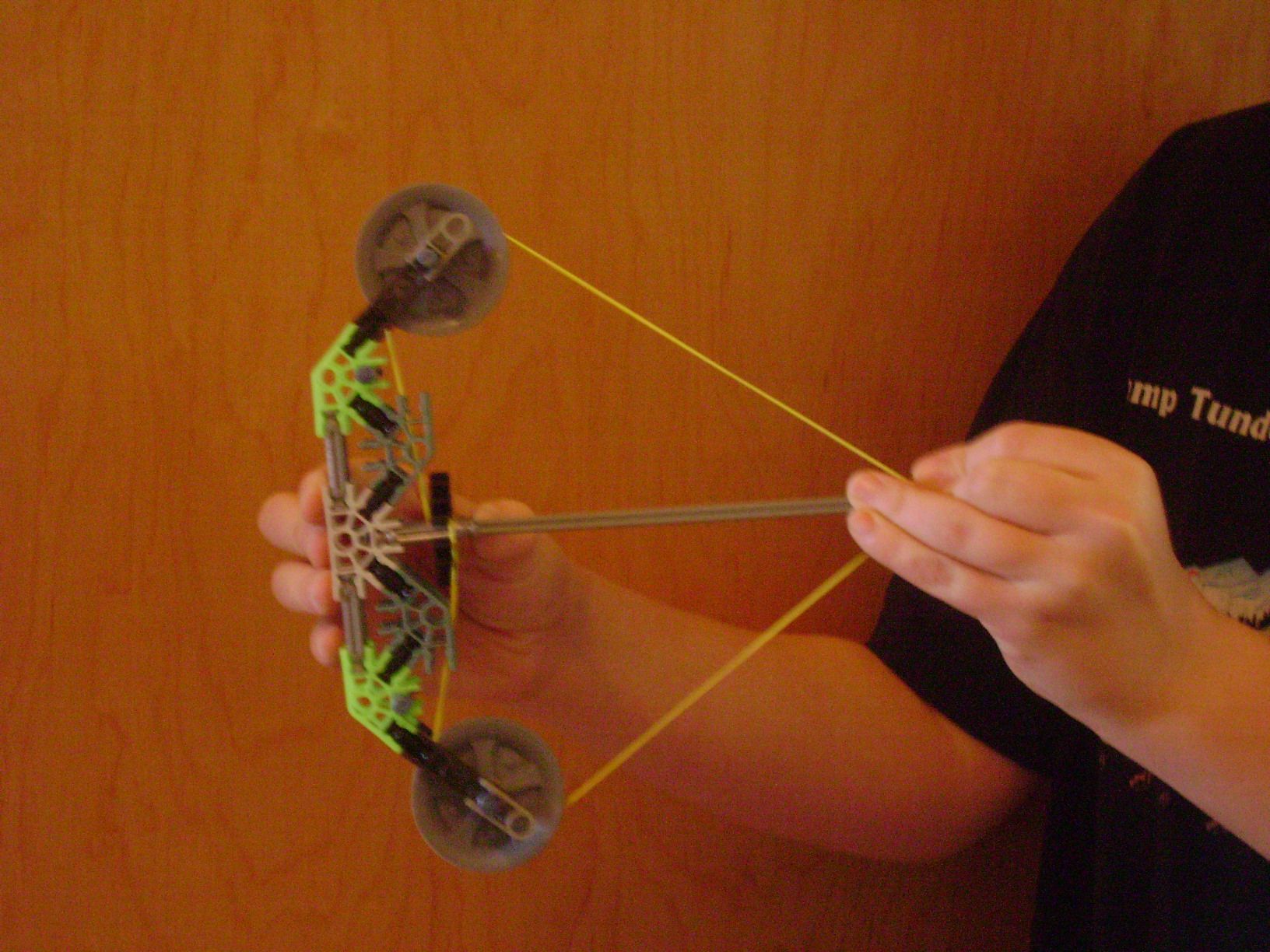 Super Awesome K Nex Mini Bow!! : 5 Steps - Instructables