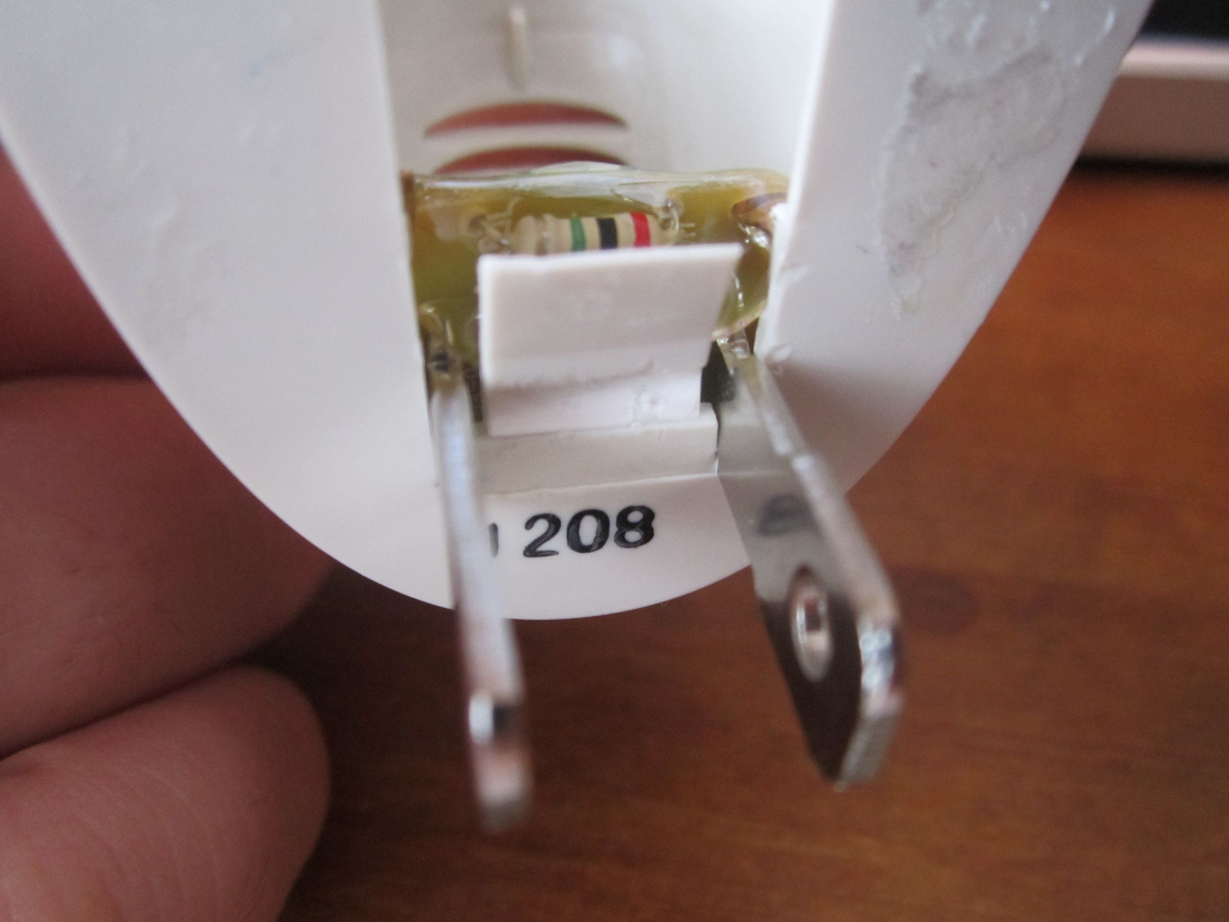 Plug-in LED Color Fading Night Light : 8 Steps - Instructables