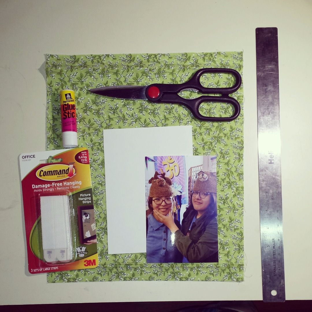How to Make a Flexible Velcro Picture Frame : 15 Steps (with Pictures ...