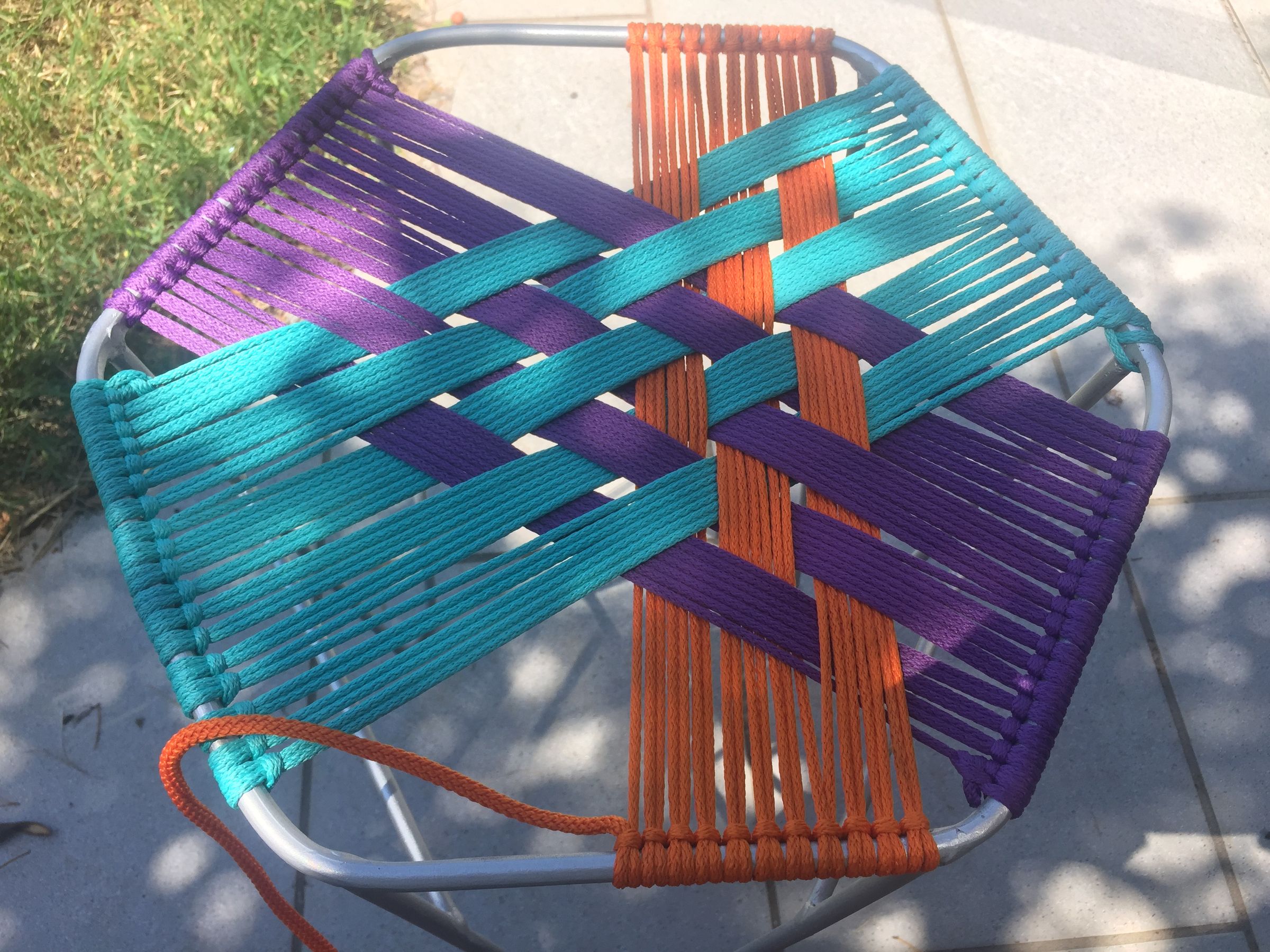 Woven Graphic Stool : 10 Steps (with Pictures) - Instructables