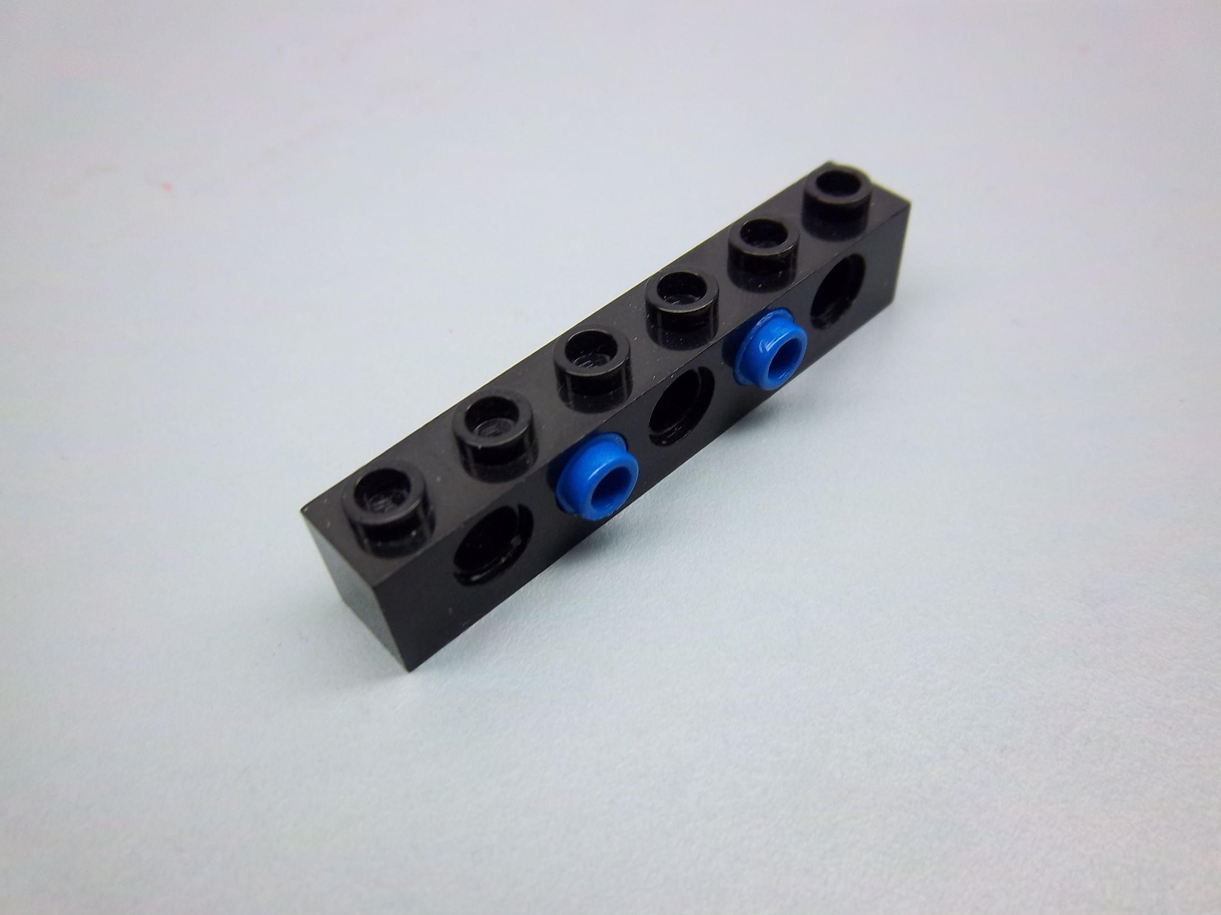 Functional LEGO Pistol (with GIF) : 4 Steps (with Pictures) - Instructables
