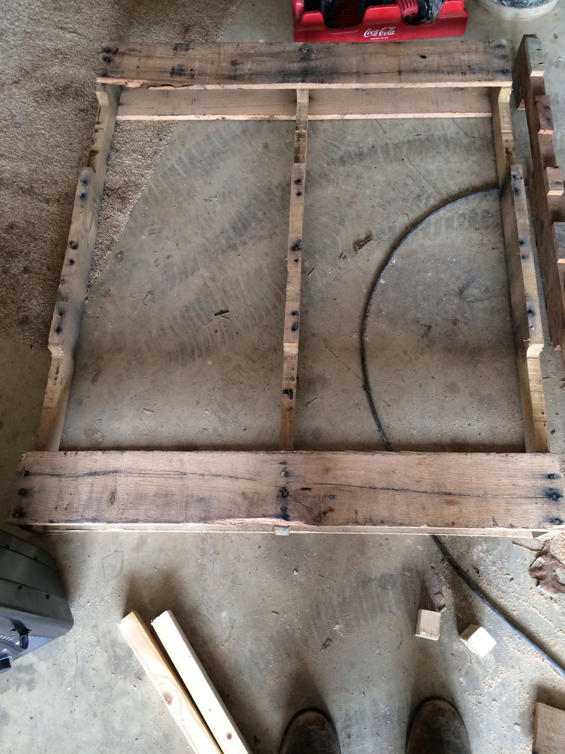 Pallet Table : 7 Steps (with Pictures) - Instructables