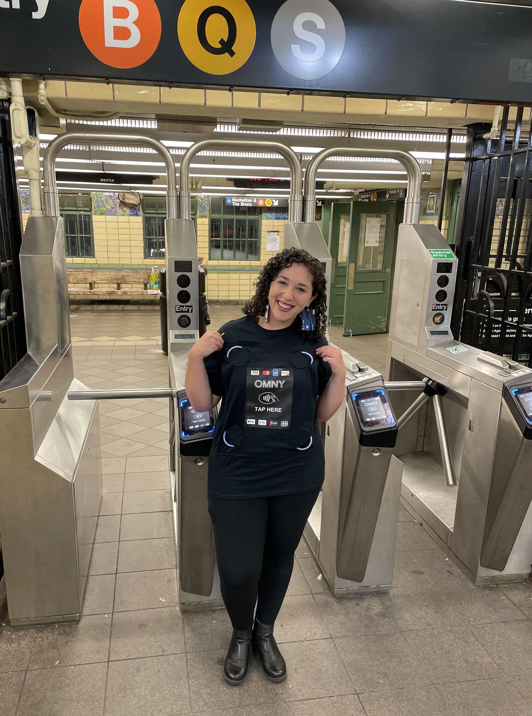 MTA OMNY Reader Costume : 12 Steps (with Pictures) - Instructables